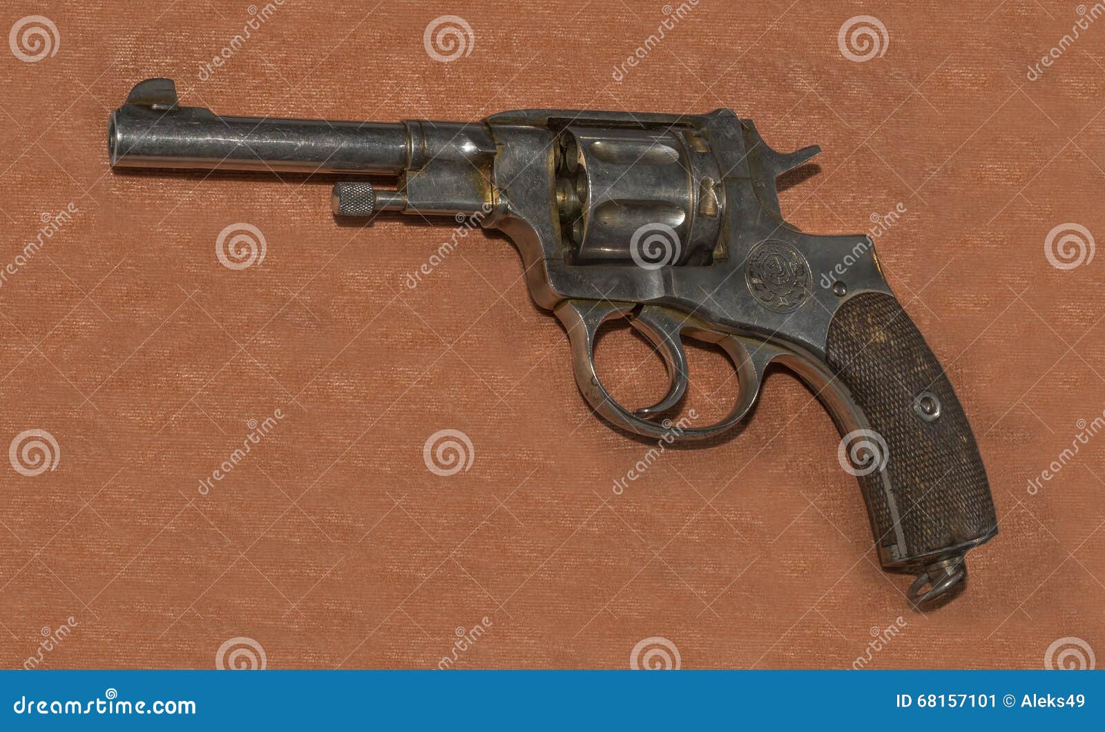 7.62 Mm Revolver Sample Nagan,1895 Editorial Photo - Image of bullet ...