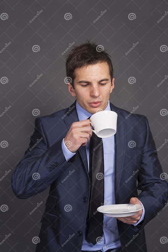 Mmmm… Que Es Un Poco De Buen Café. Imagen de archivo - Imagen de java, adulto: 34646231