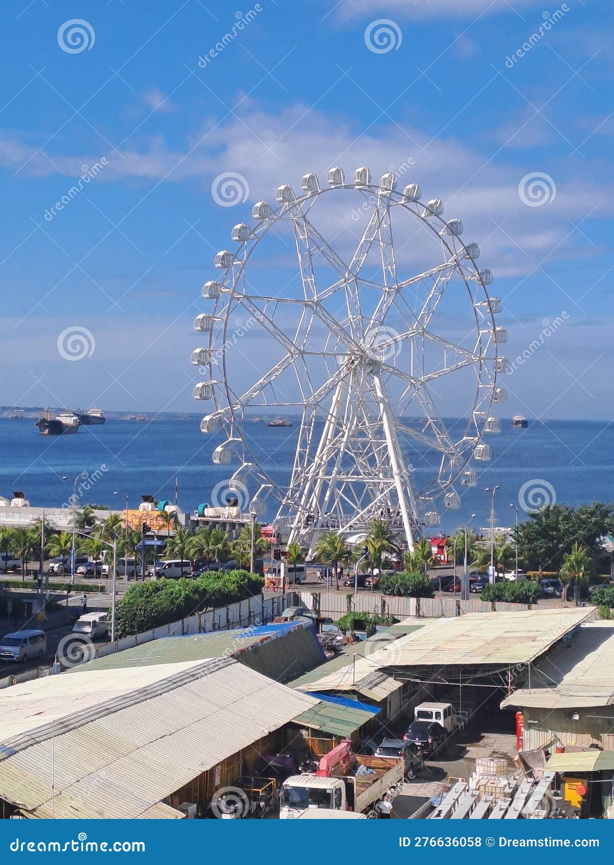 Moa Seaside View Ferris Wheel Stock Photo - Image of view, wheel: 276636058