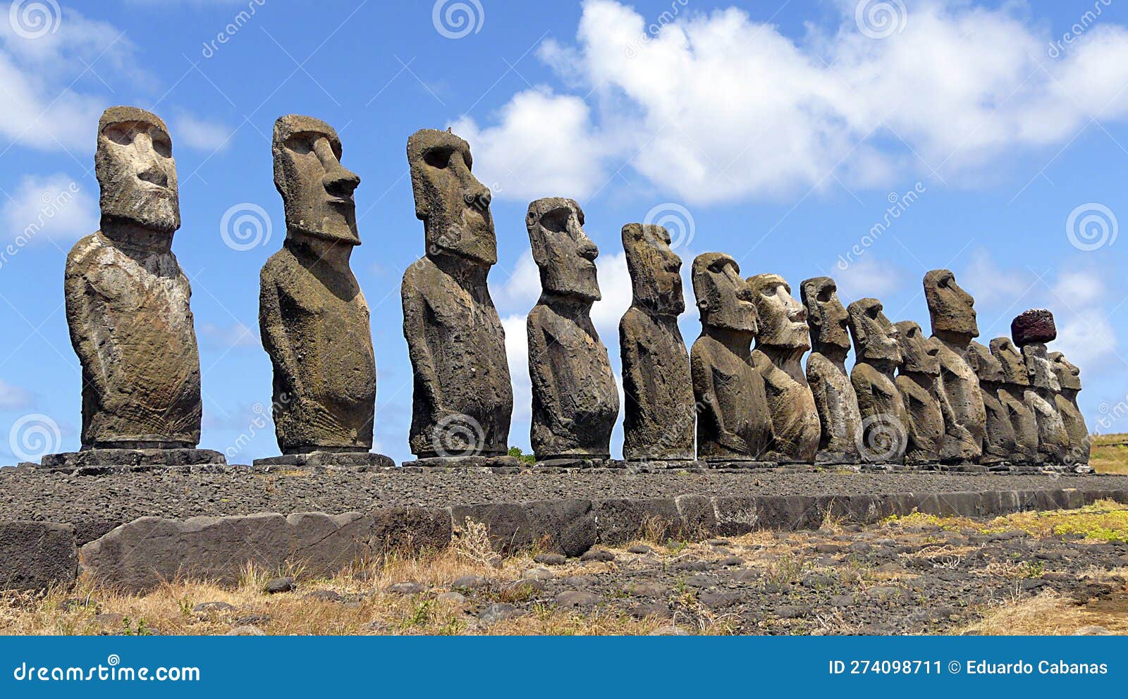 Moais on Easter Island, Rapa Nui, Chile Stock Image - Image of landmark ...