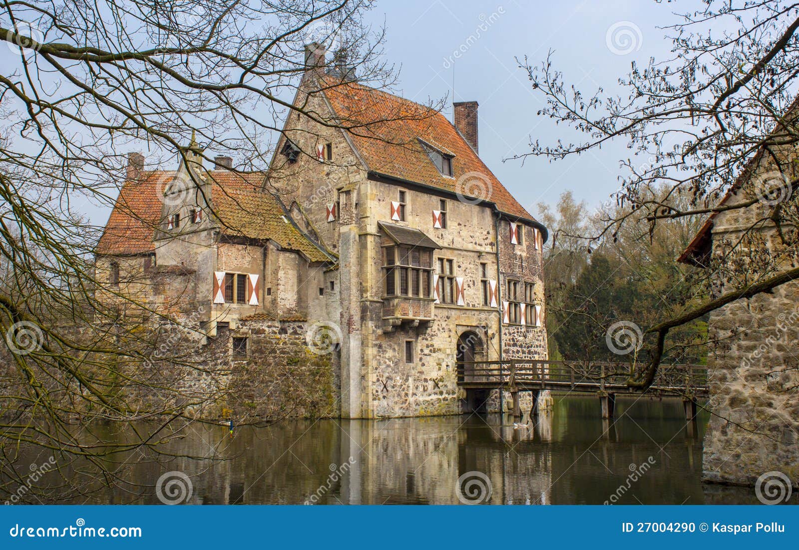 Moated Castle in Germany stock photo. Image of gate, 11th - 27004290