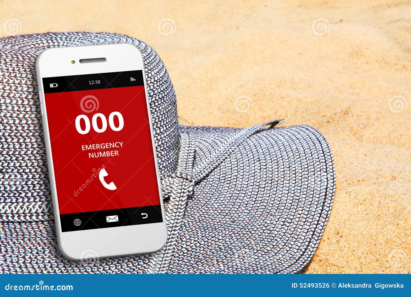 Mobiele Telefoon Met Alarmnummer 000 Op Het Strand Stock Foto - Image ...