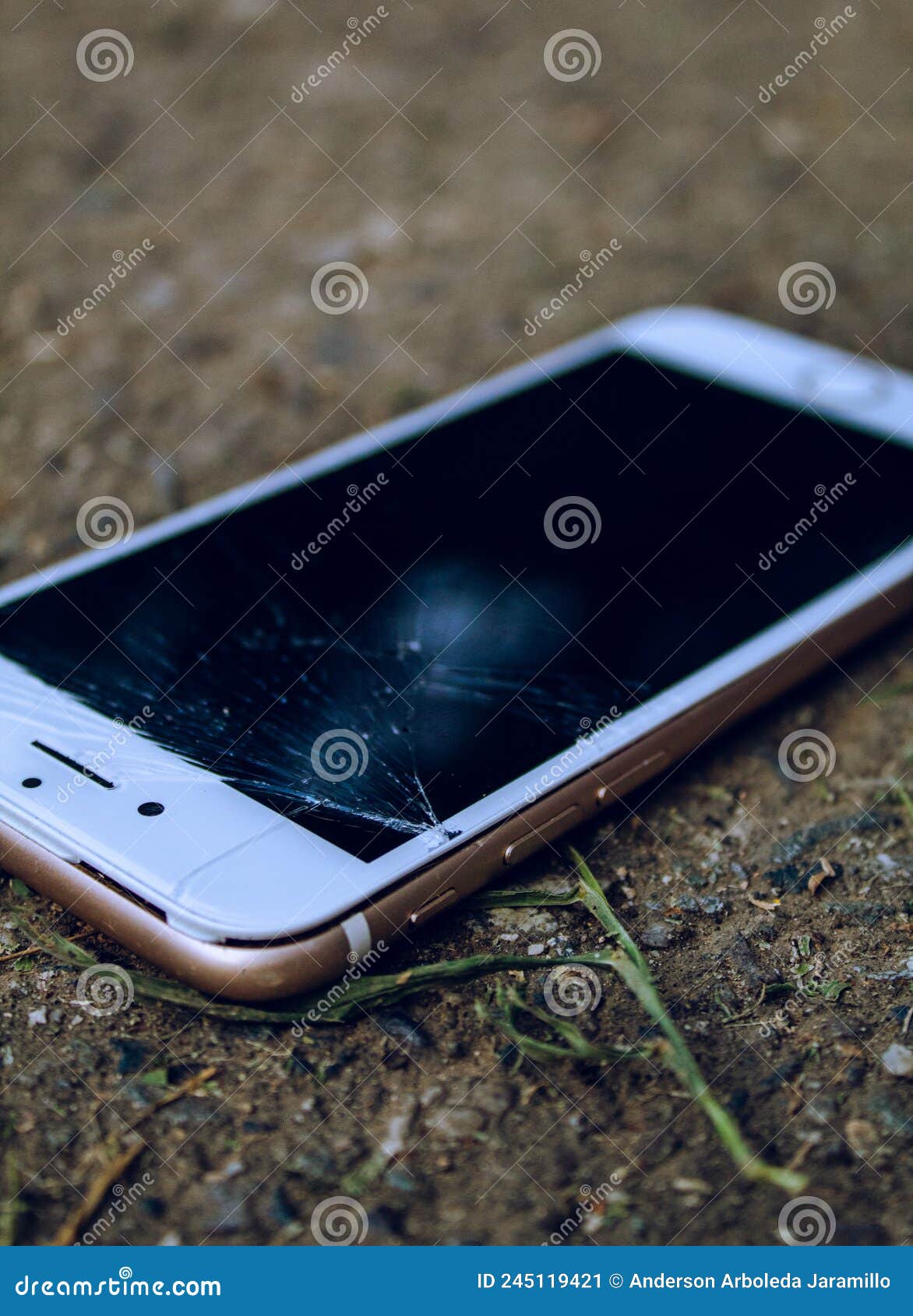 Mobile with Broken Screen on the Ground Stock Image - Image of glass ...