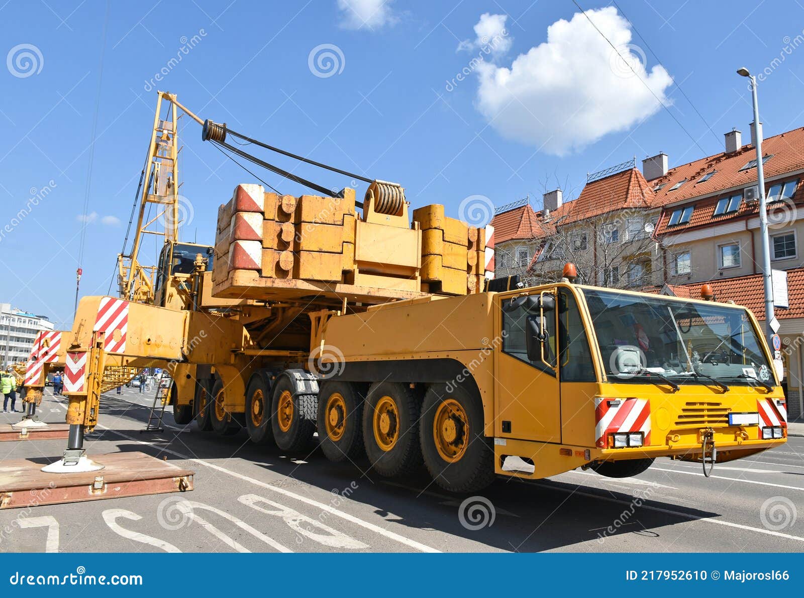 Mobile Crane at the Construction Site Editorial Image - Image of tire ...