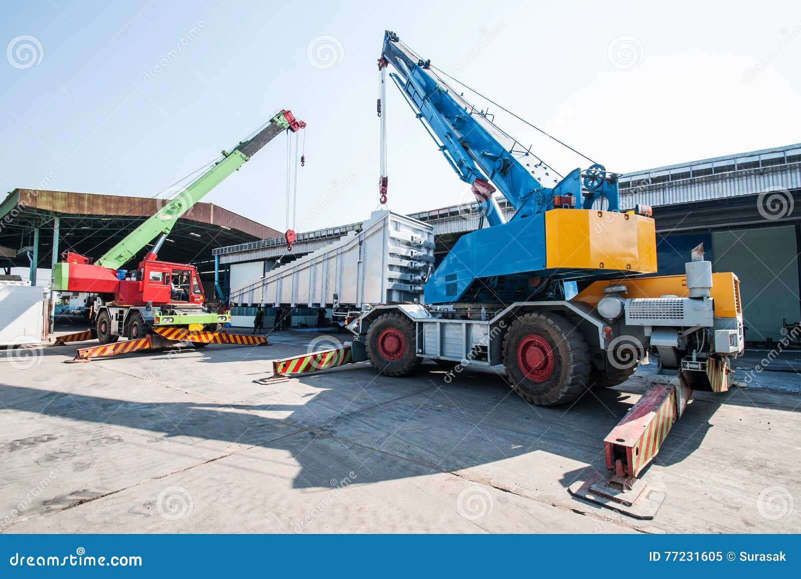 Mobile Crane Operating by Lifting and Moving an Heavy Stock Image ...