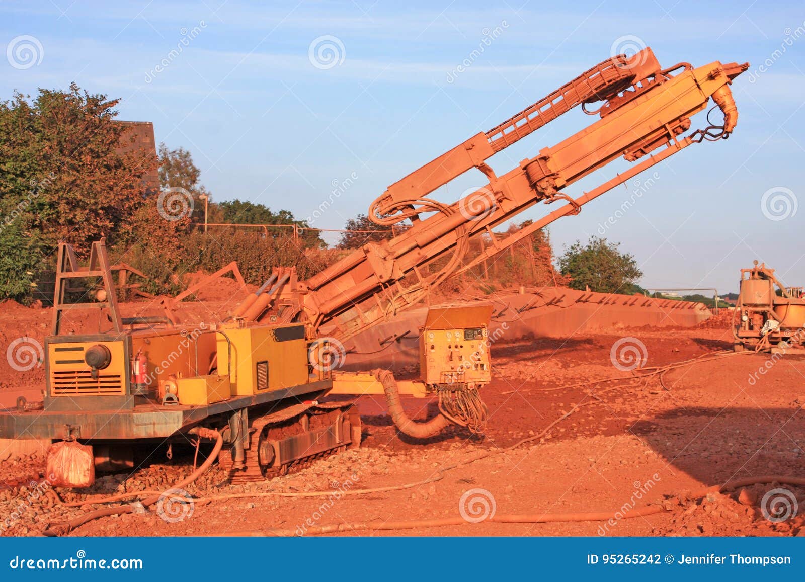 Mobile drilling rig stock photo. Image of mobile, track - 95265242