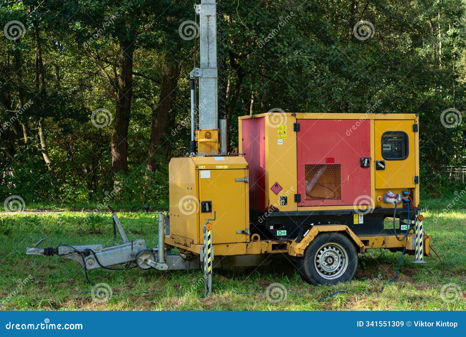 Mobile Red Generator Pump For Fire Fighting And Fire Alarm Control ...