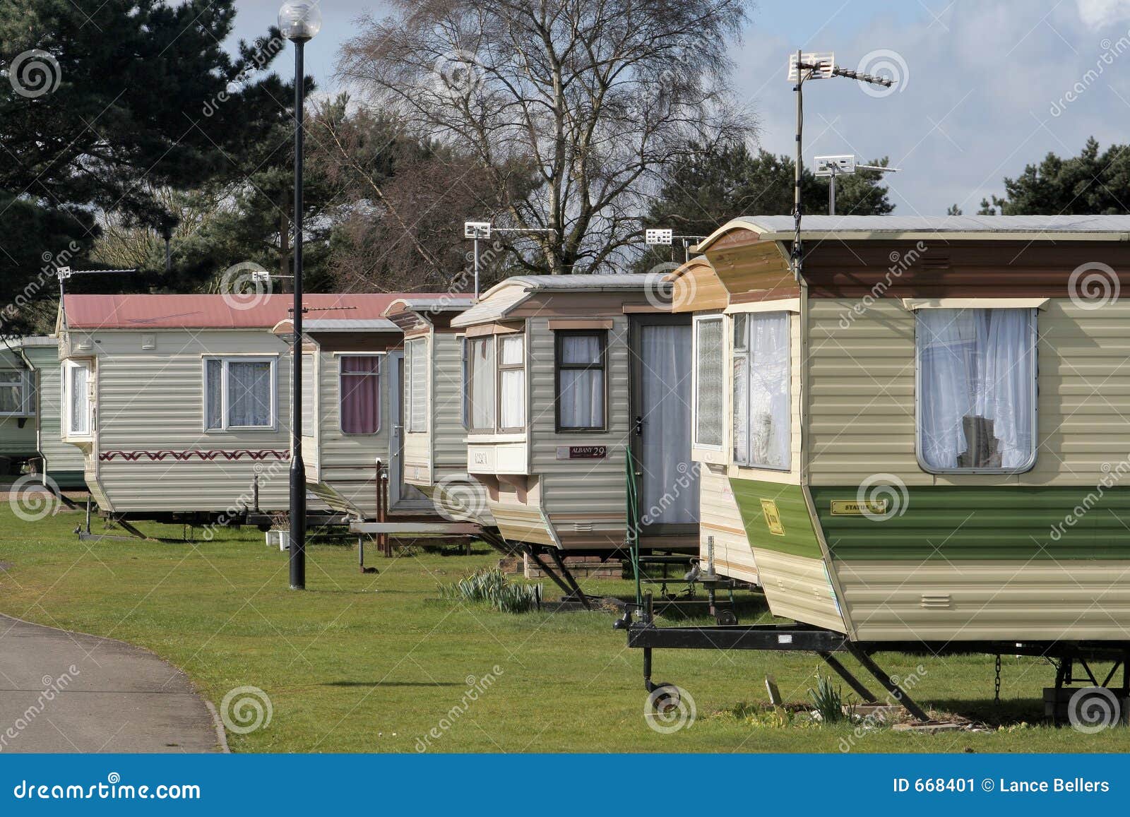Mobile homes stock image. Image of enjoy, grass, stationary - 668401