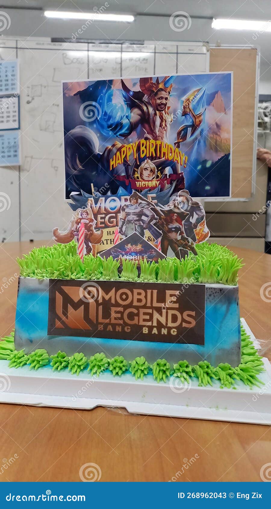 Mobile legend cake editorial stock photo. Image of hero - 268962043