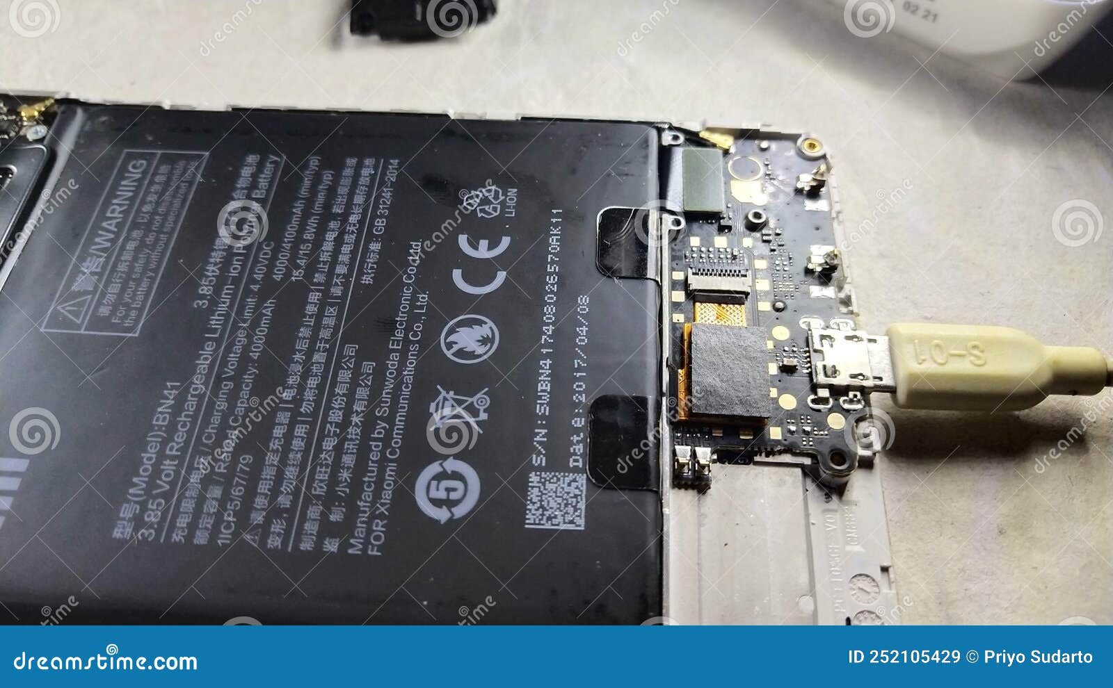 Mobile Phone Charging Modules Editorial Stock Image - Image of phone ...