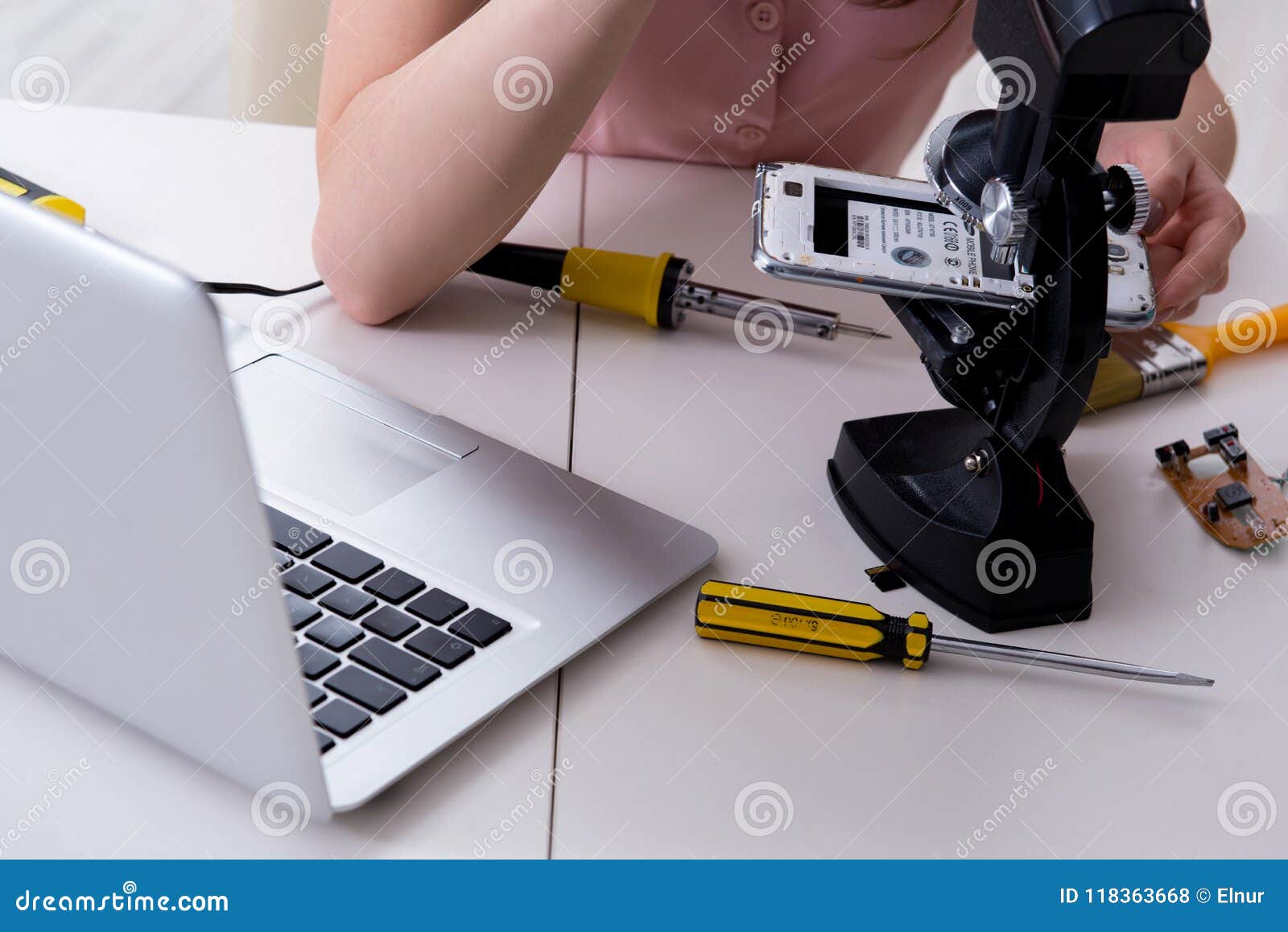 The Mobile Phone Repair in Workshop Stock Photo - Image of phone ...