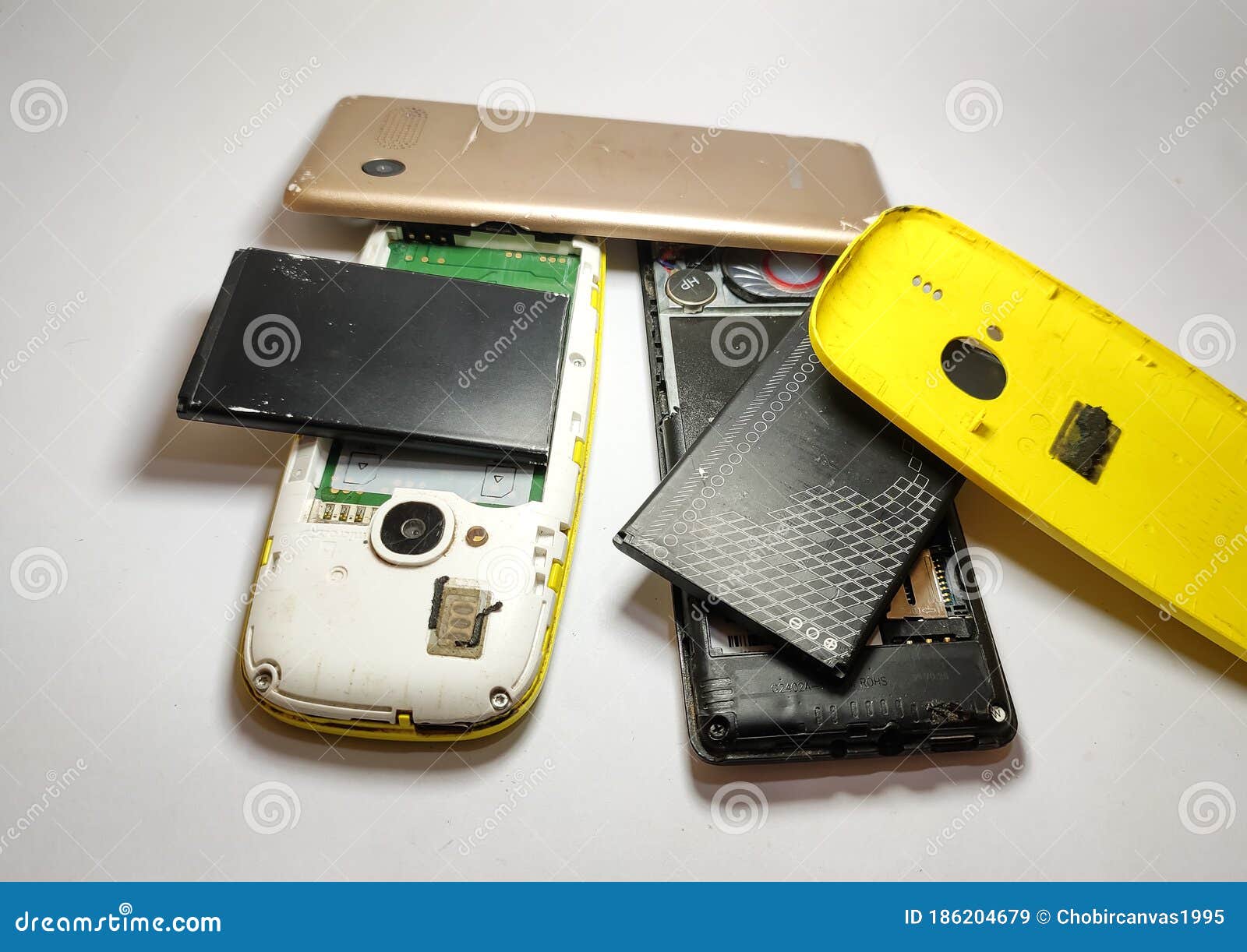 Mobile phone scrap. stock image. Image of damage, heap - 186204679