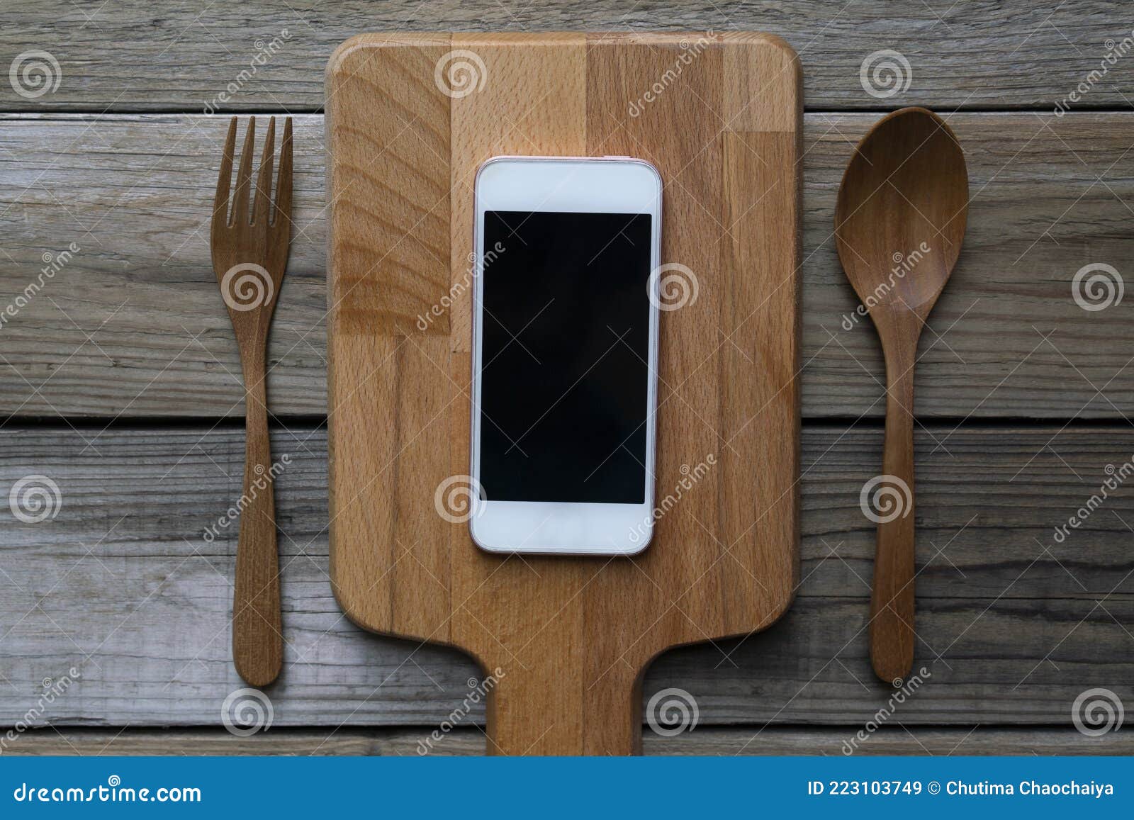 Mobile Phone Served on Wood Plate Stock Image - Image of food, portable ...