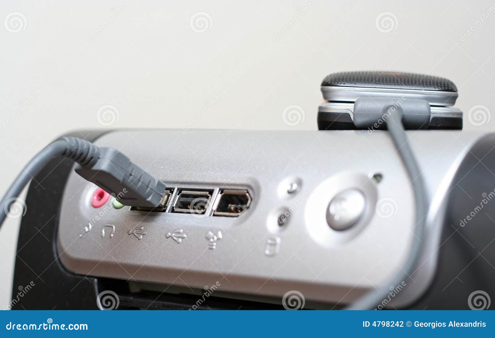 Mobile Phone USB Connection Stock Photo - Image of synchronize, ports ...