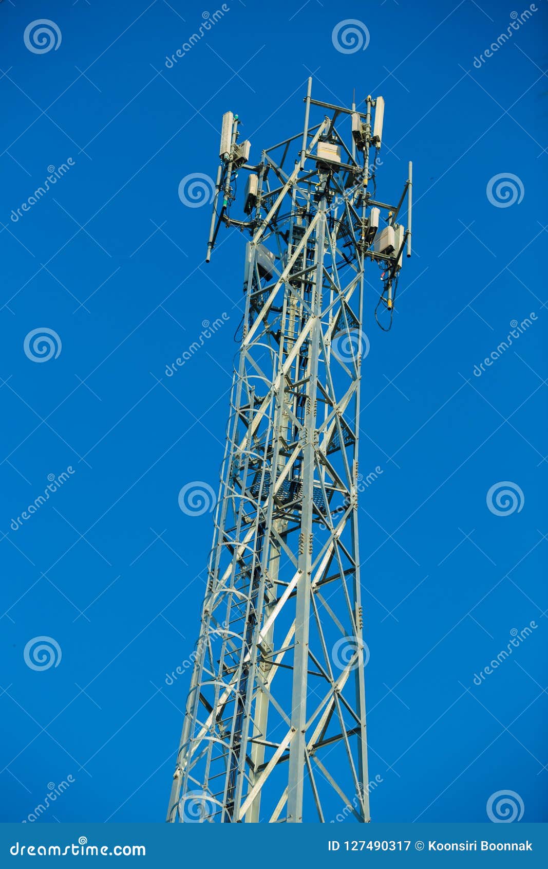 Mobile Reciever and Transmitter Antenna Tower Stock Image - Image of ...