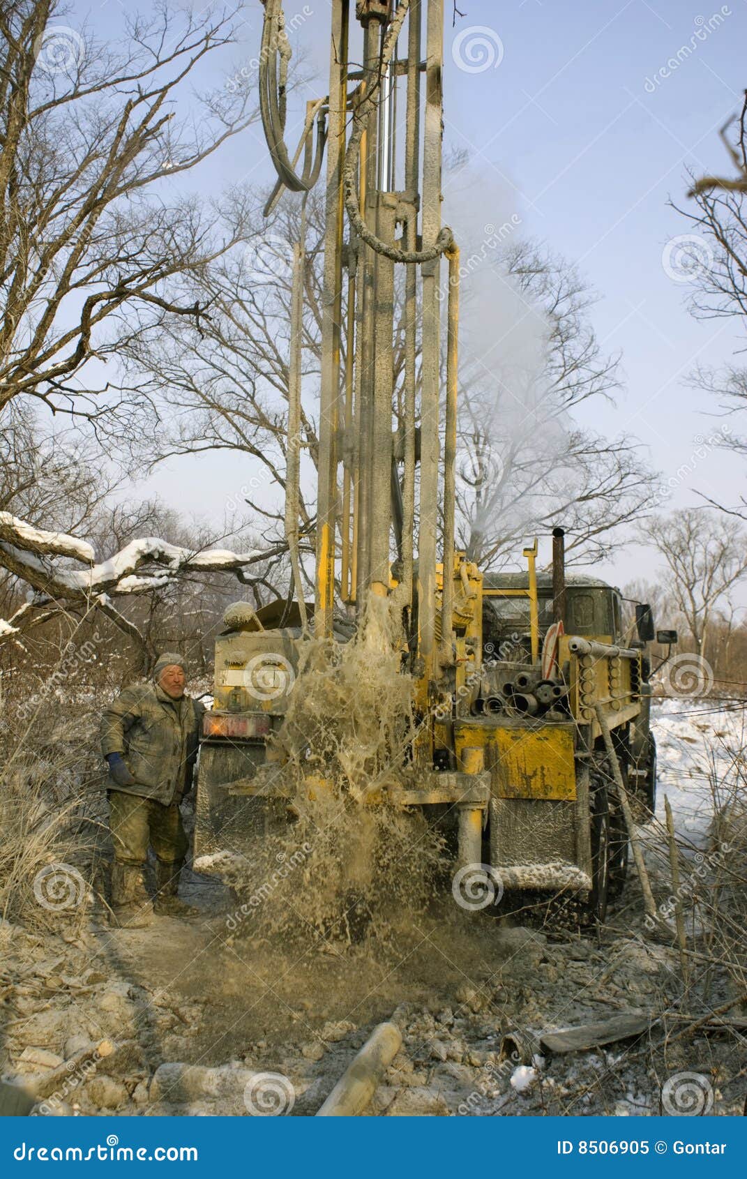 Mobile Rig Picture. Image: 8506905