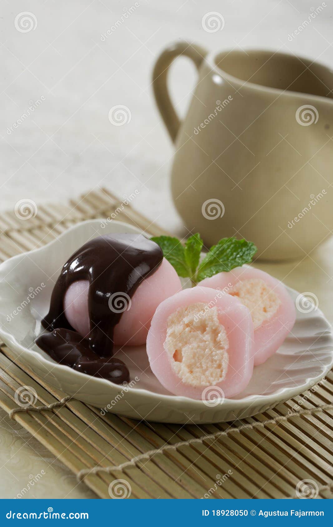 Mochi stock photo. Image of mochi, japanesse, delicious - 18928050