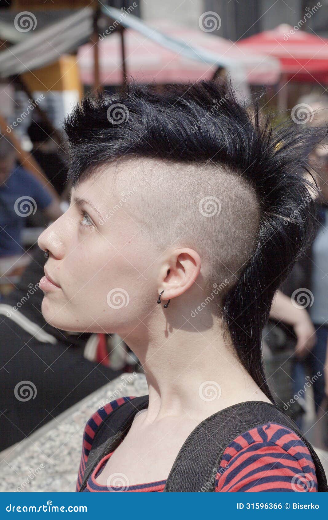 Moda punky foto editorial. Imagen de mohawk, punky, estilo - 31596366