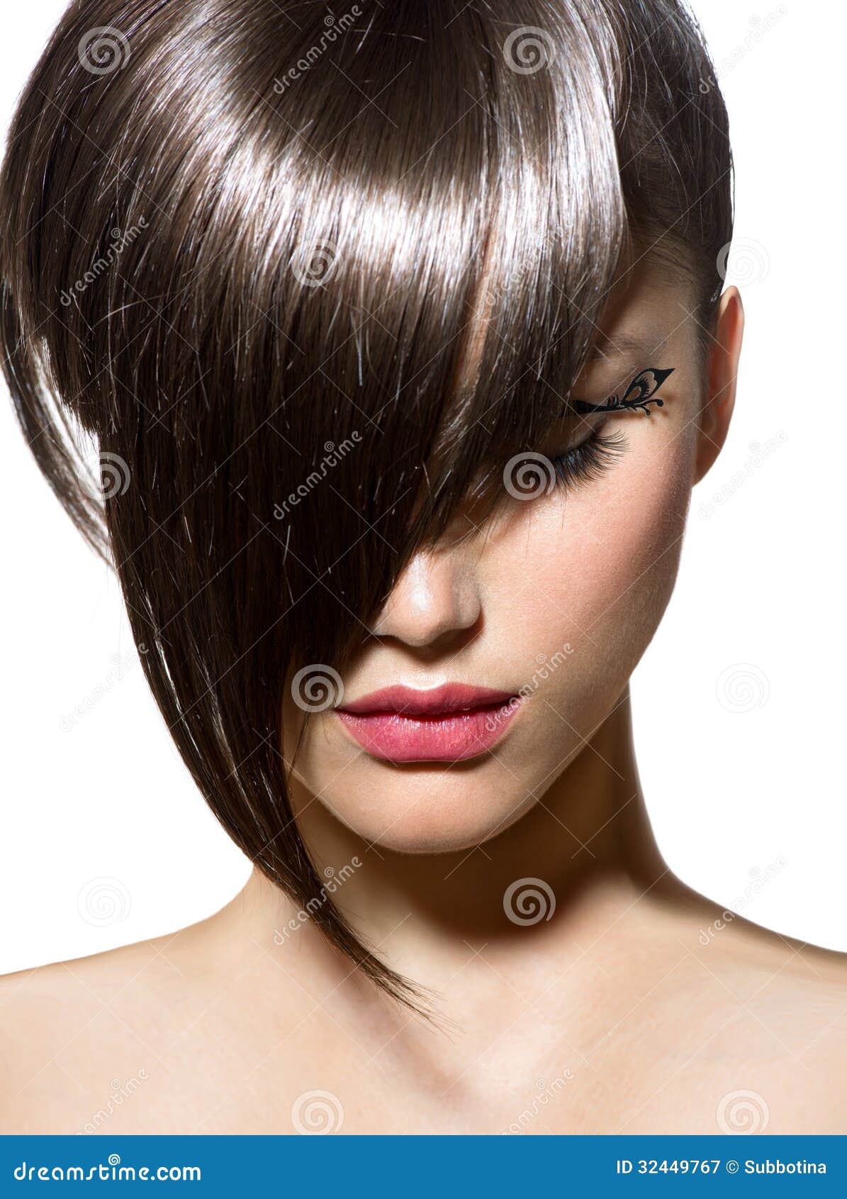 Mode-Haarschnitt stockbild. Bild von kreativ, haarschnitt - 32449767
