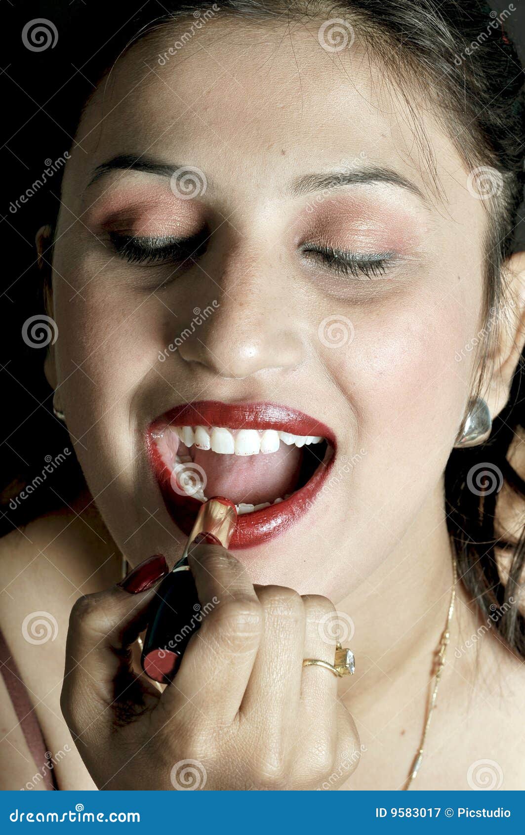 Model applying lipstick stock image. Image of white, color - 9583017