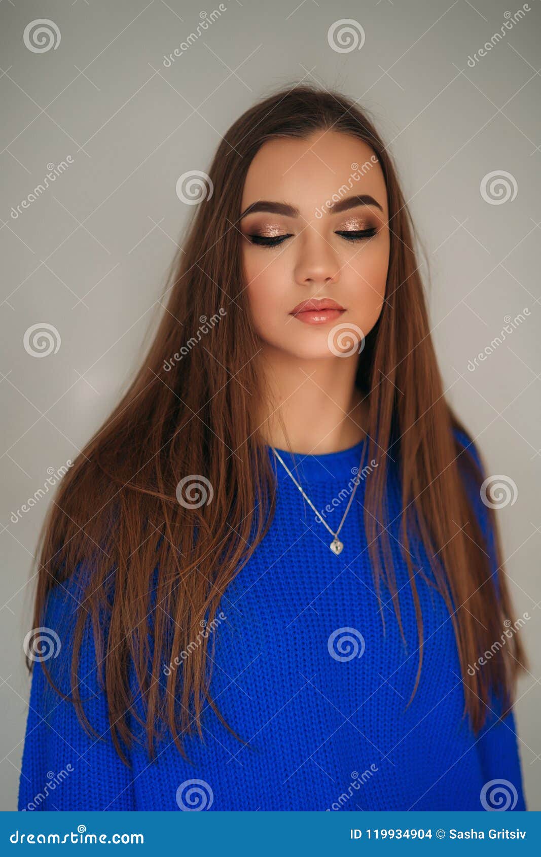 Model Closed Her Eyes To Show Her Makeup Stock Photo - Image of cute ...
