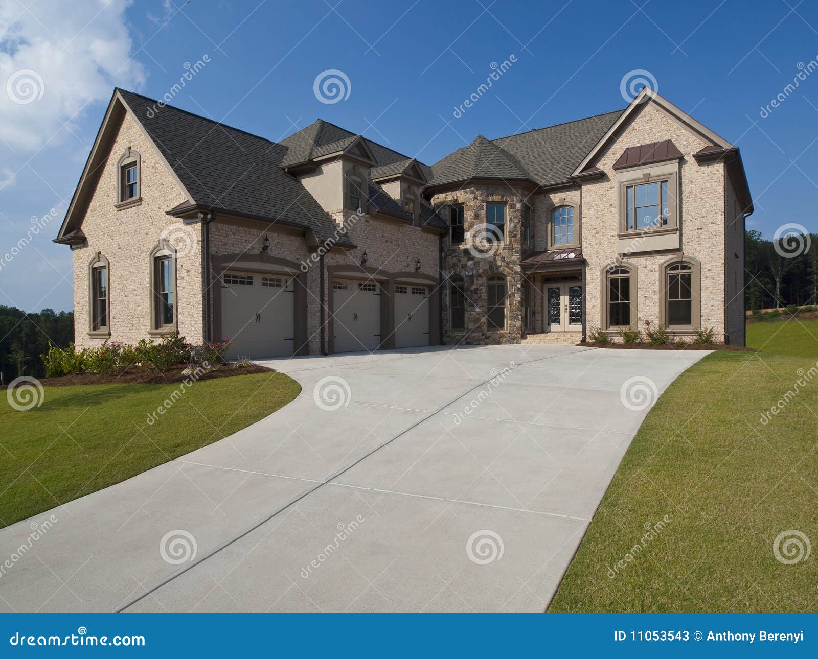 Model Home Luxury House with Driveway Stock Image - Image of ...