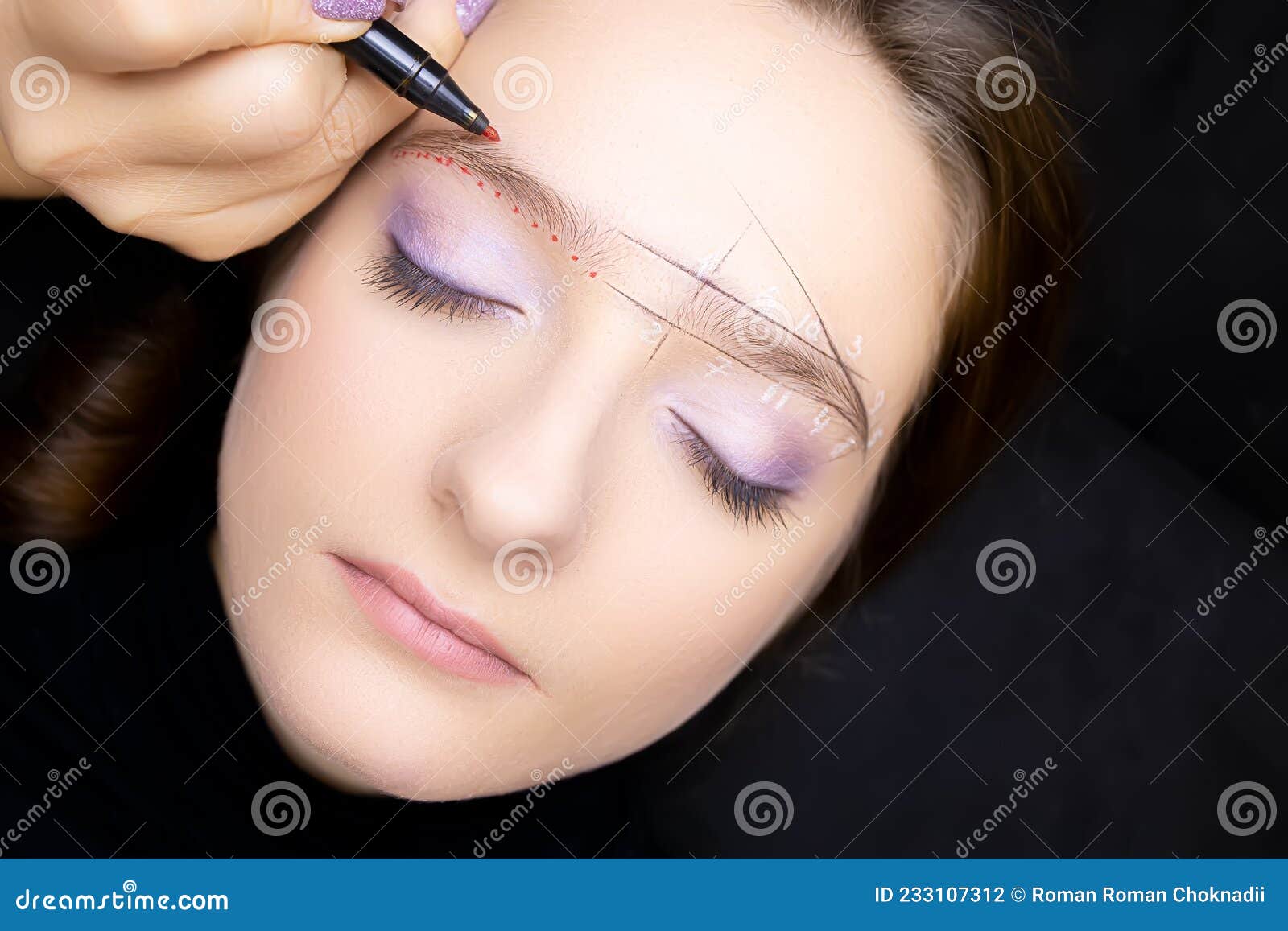 The Model Lies on the Procedure of Marking the Eyebrows before ...
