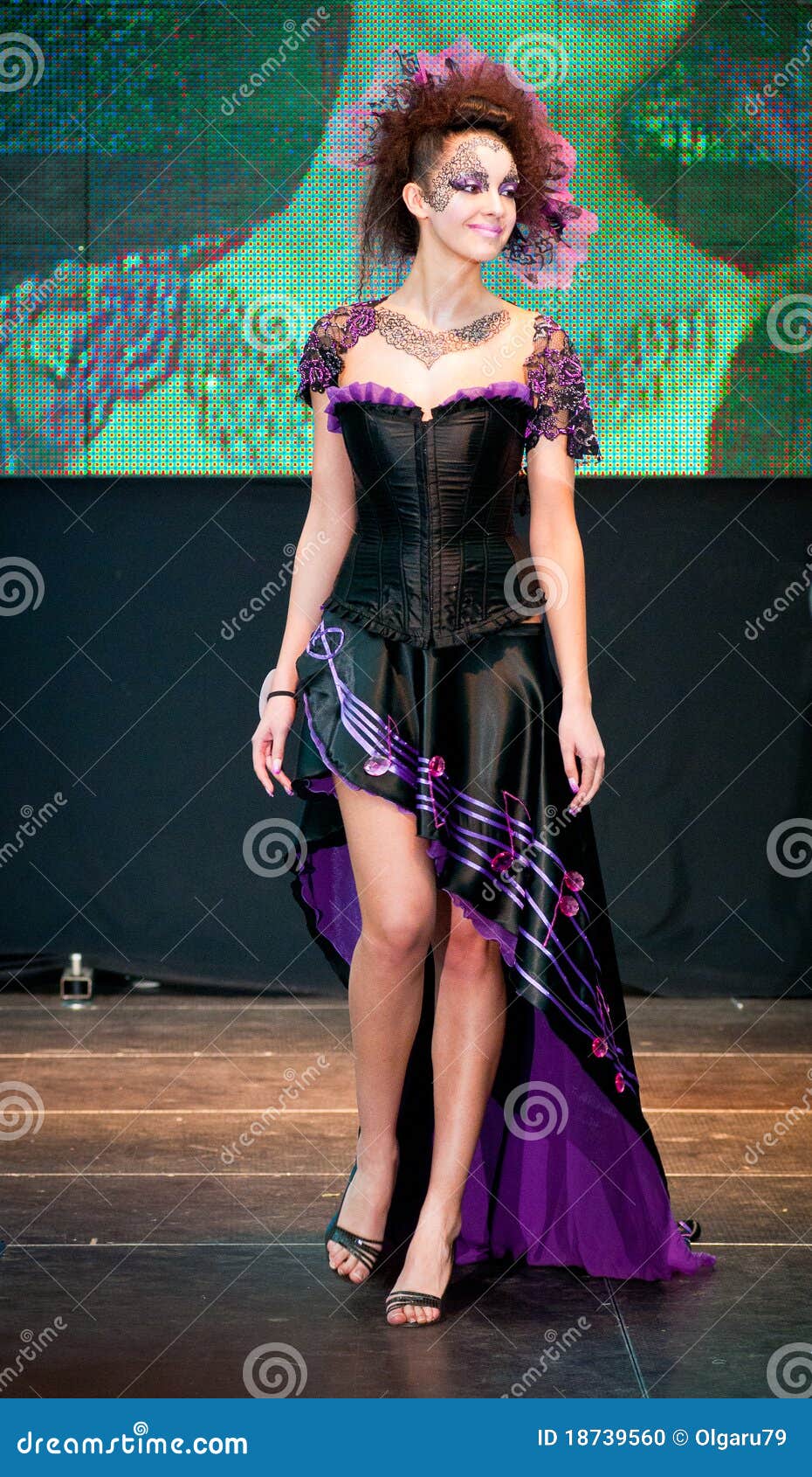 Model in Purple Walks the Runway during Editorial Image - Image of ...