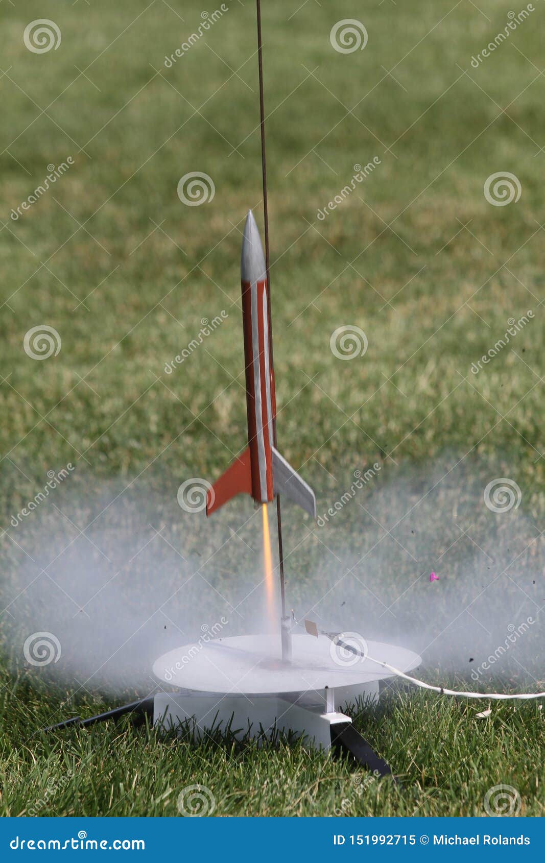 Model rocket launch stock image. Image of nose, rocketry - 151992715