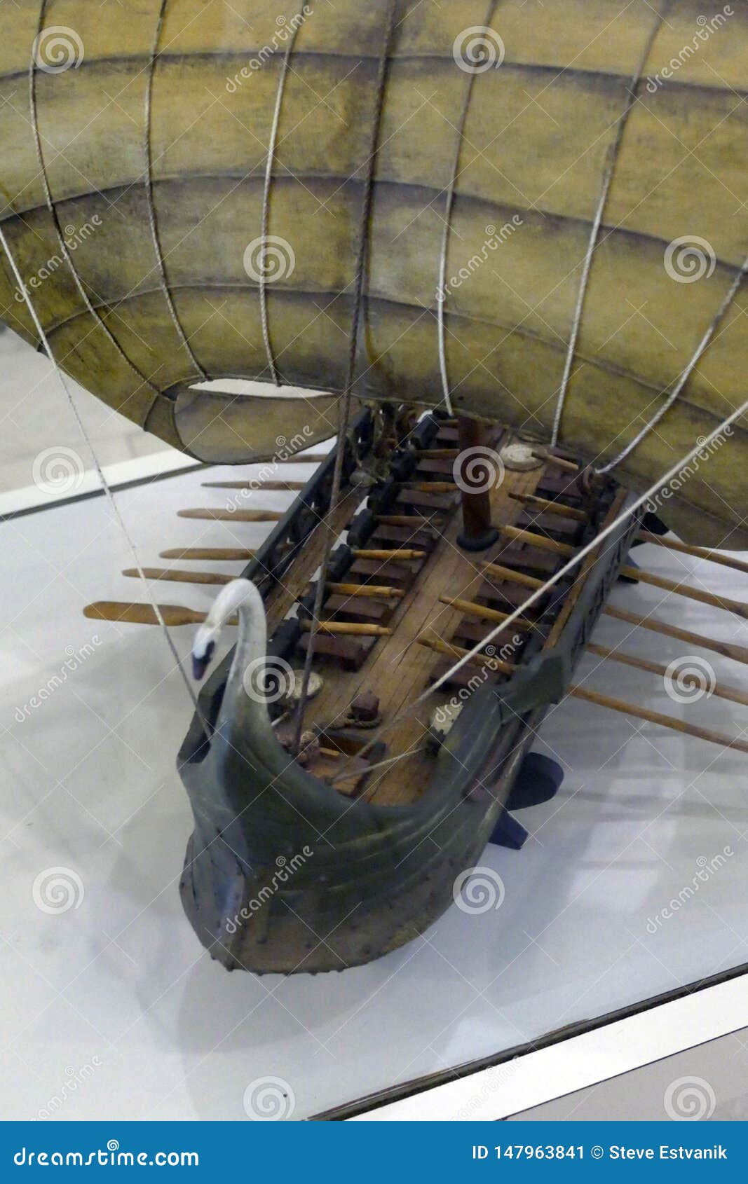 Model of a Roman bireme editorial photo. Image of sailing - 147963841