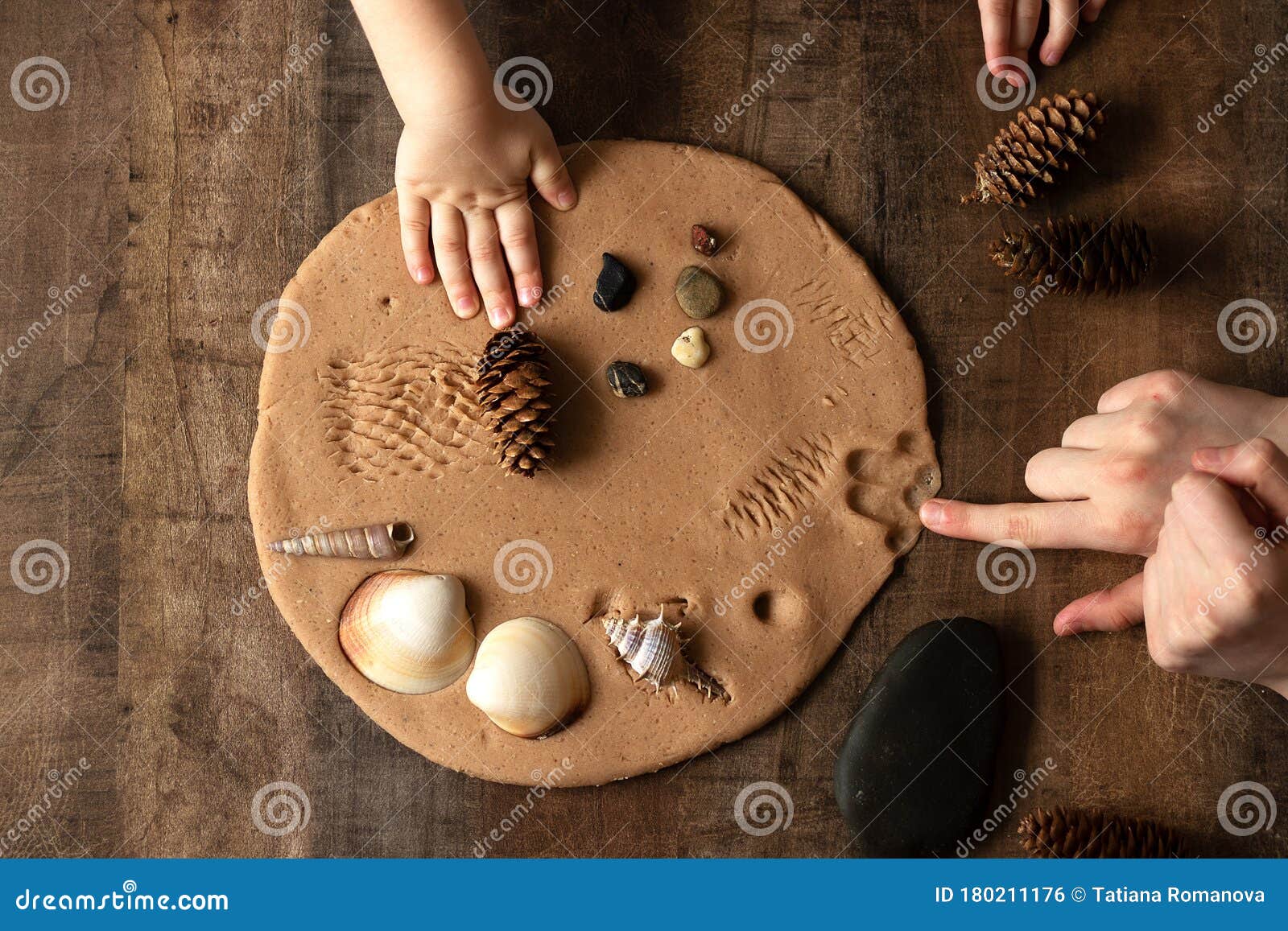 Modeling with Salt Dough on the Kitchen Table. Natural Materials for ...