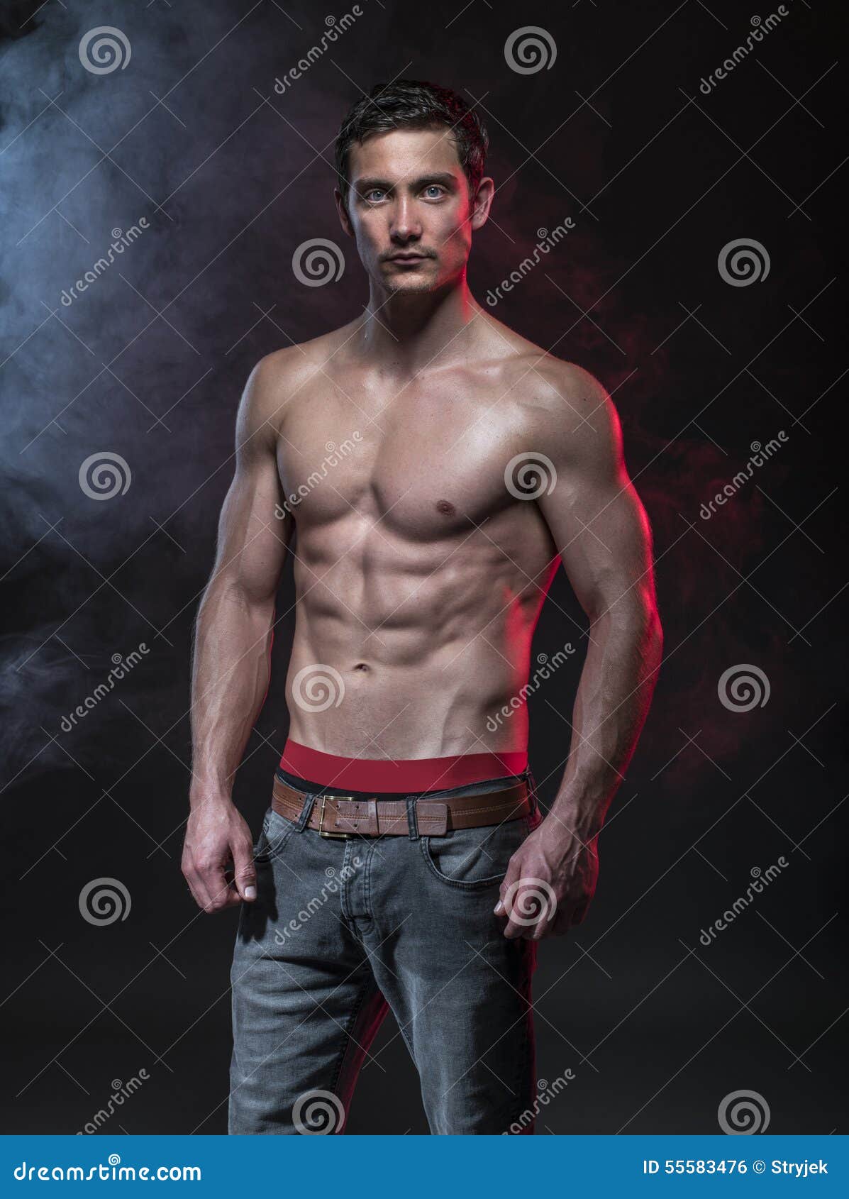 Modello Del Maschio Di Forma Fisica Fotografia Stock - Immagine di uomo ...