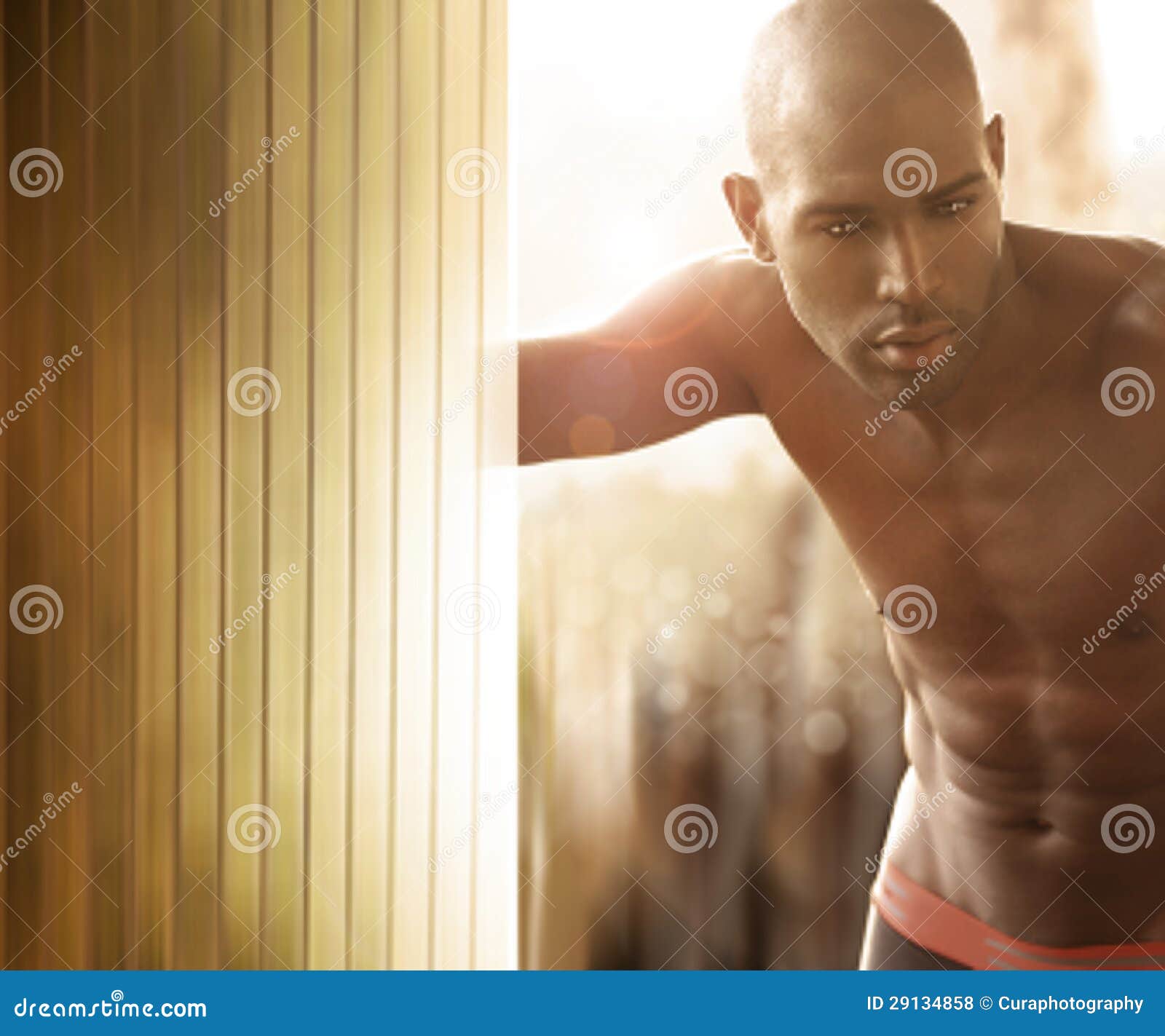 Modello maschio fotografia stock. Immagine di attraente - 29134858