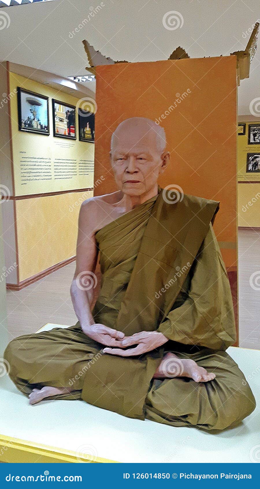 Modelo de la cera imagen editorial. Imagen de buda, tailandés - 126014850