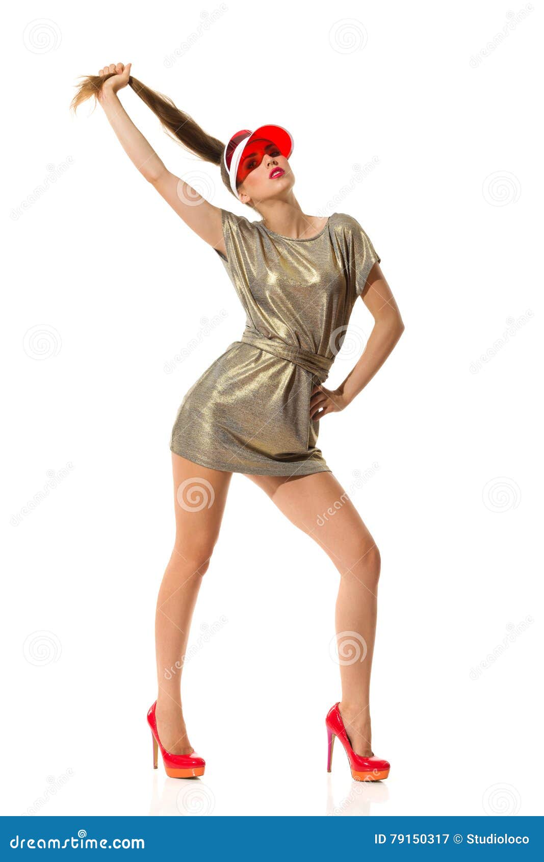 Modelo de moda Poses imagen de archivo. Imagen de pelo - 79150317