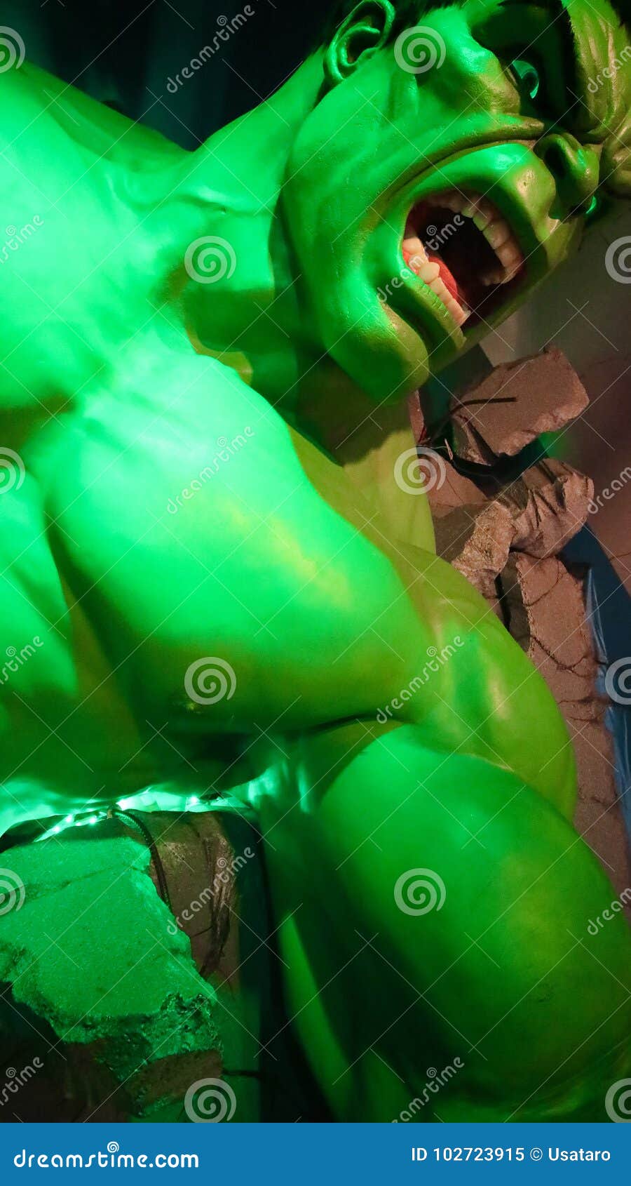 Modelo Del Gigante Del Armatoste Imagen editorial - Imagen de famoso ...