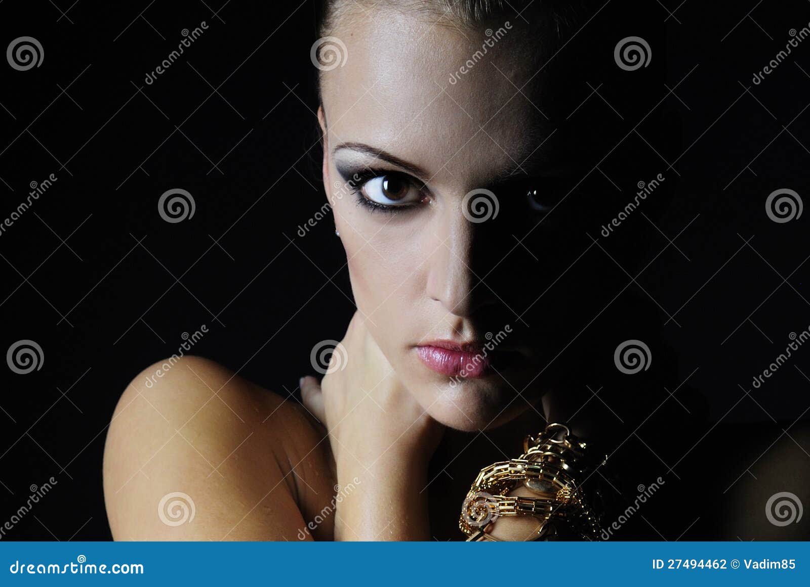 Modelo Nacked Hermoso De La Muchacha Foto de archivo - Imagen de modelo ...