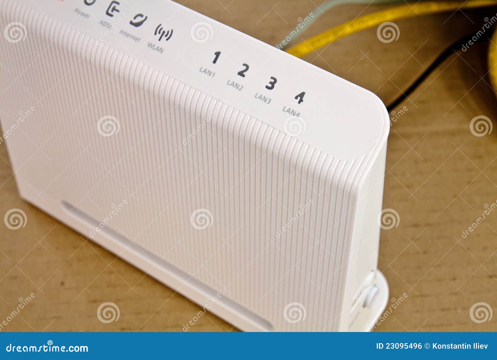 Modem d'ADSL photo stock. Image du ordinateur, modem - 23095496