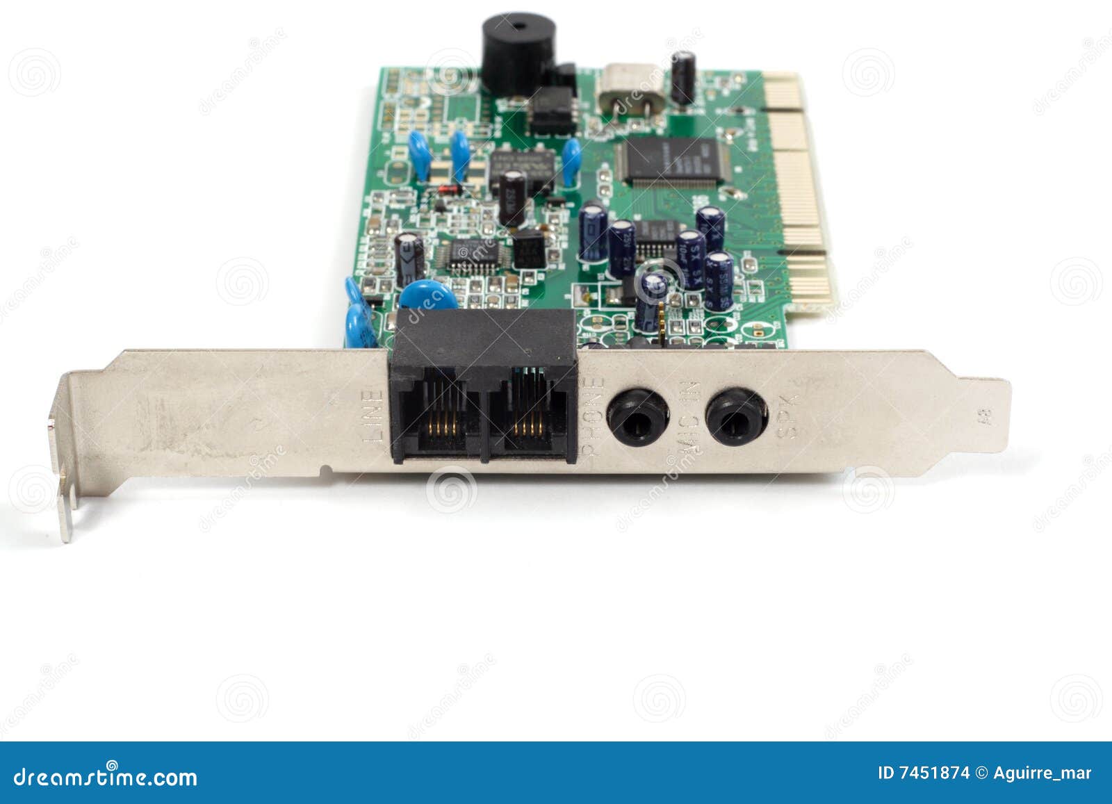 Modem d'ordinateur vieux photo stock. Image du électricité - 7451874