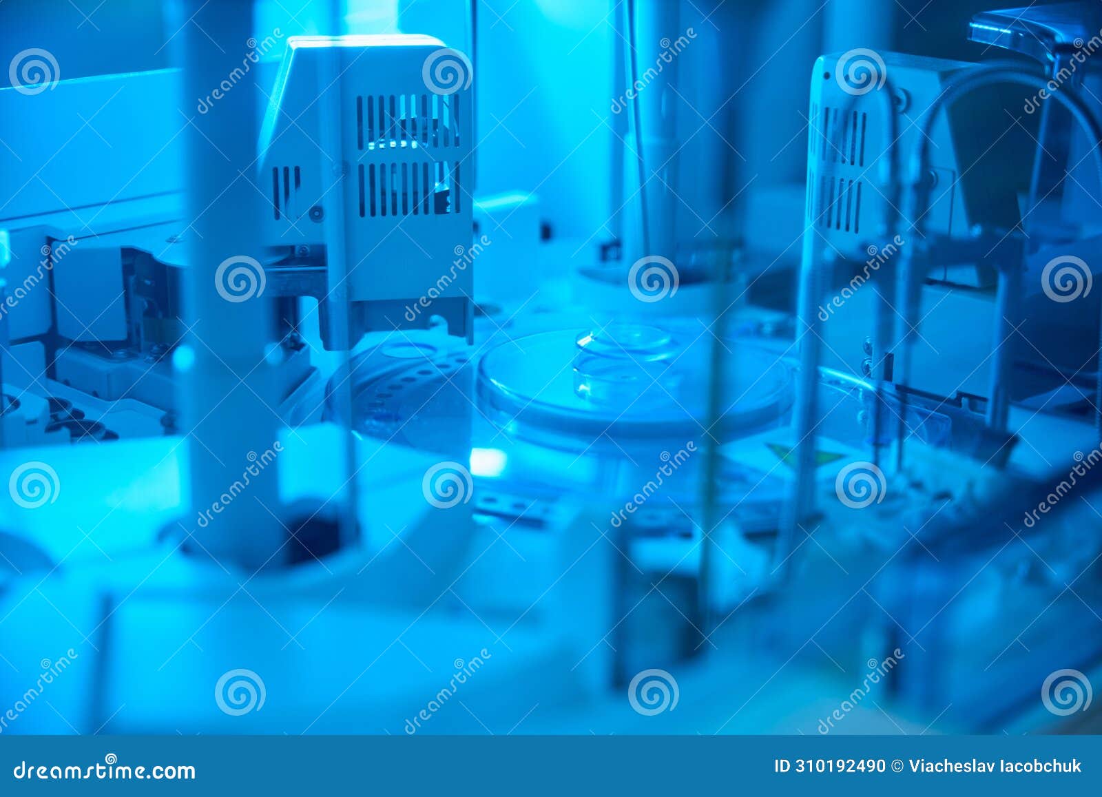 Modern Apparatus for Automatic Isolation of Nucleic Acids Stock Photo ...