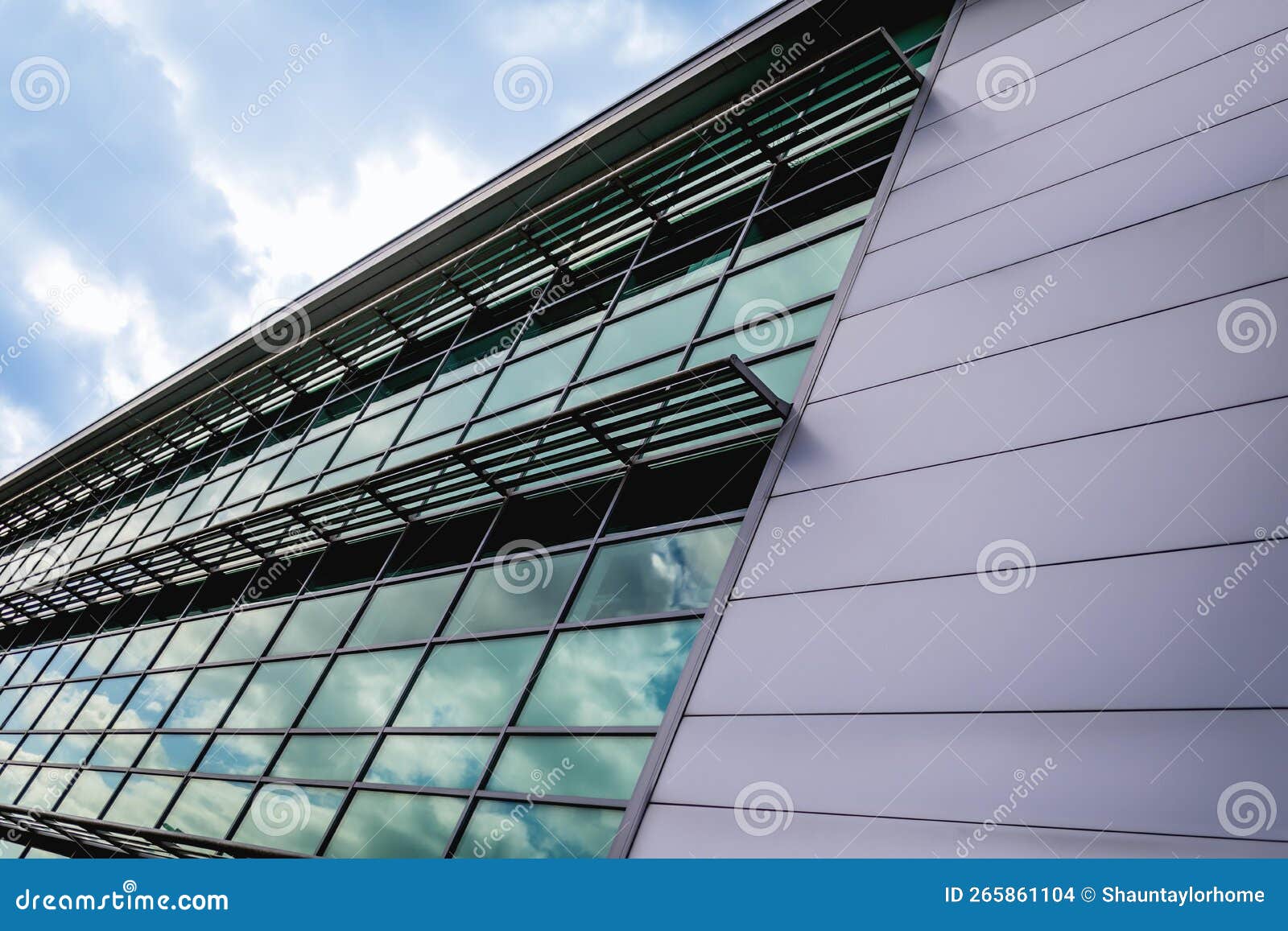 Modern Architectural Structure Educational Accomodation Building with ...