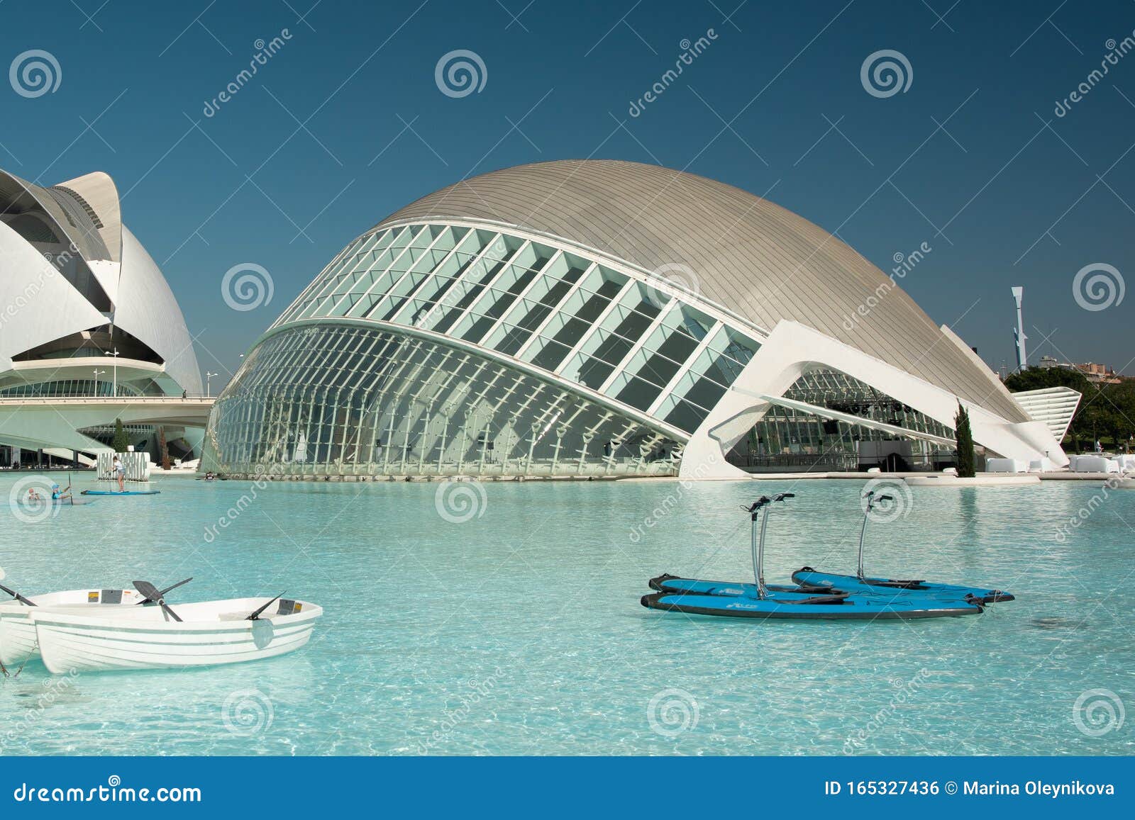 Modern Architecture Big Buildings and Pool Editorial Photo - Image of ...