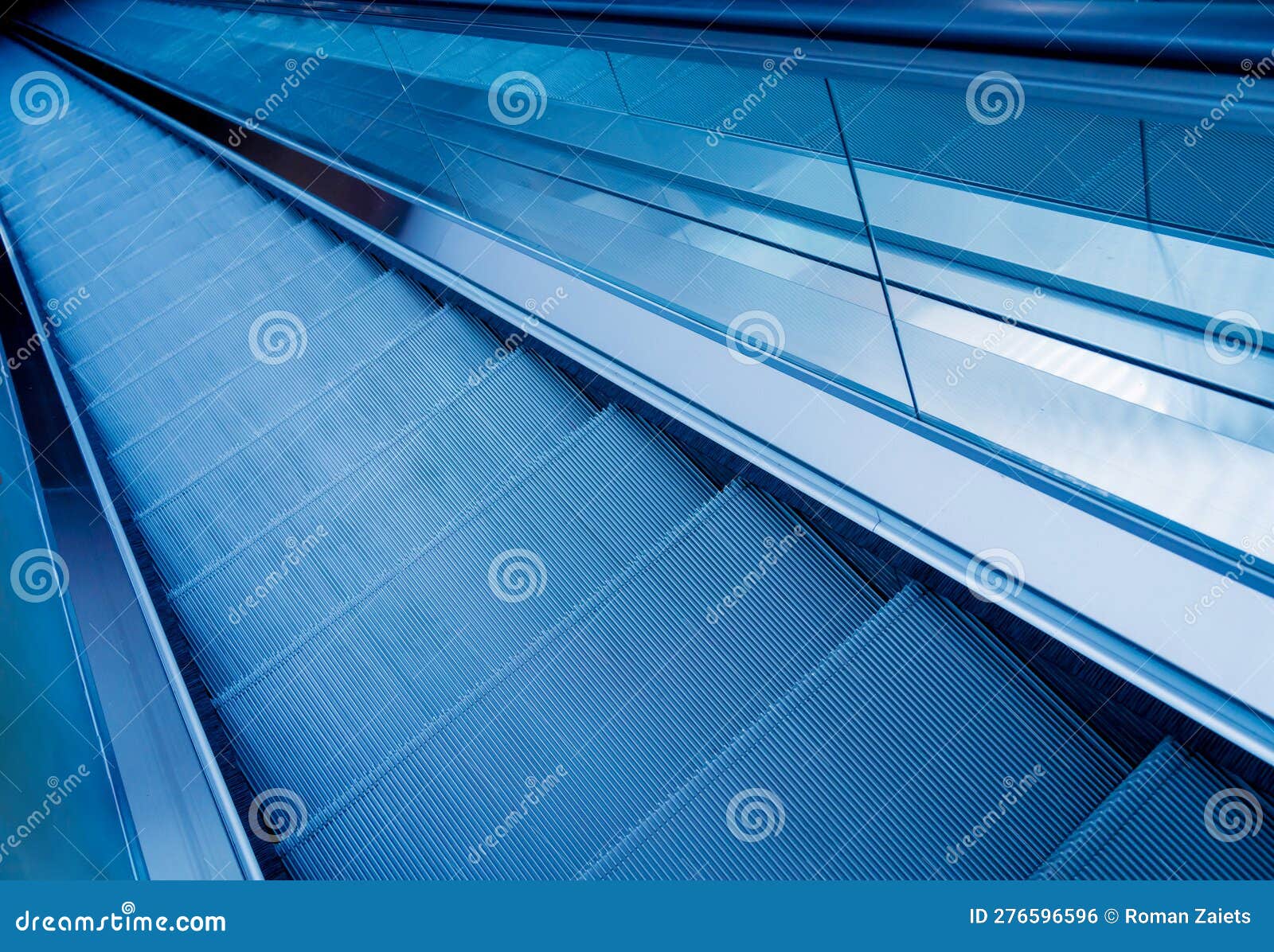 Modern Automatic Escalator System in Shopping Mall Stock Photo - Image ...
