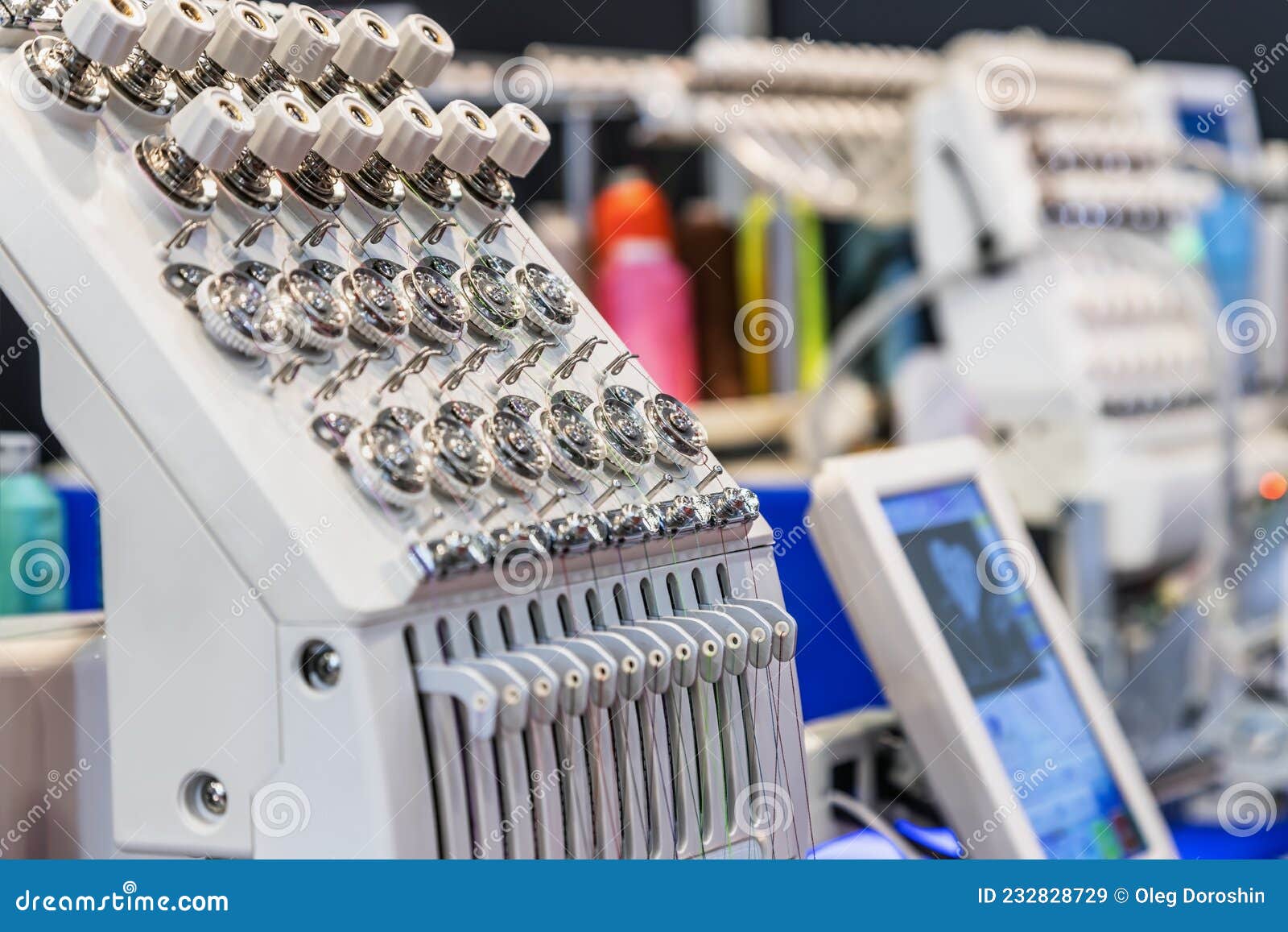 Modern and Automatic High Technology Sewing Machine for Textile or ...