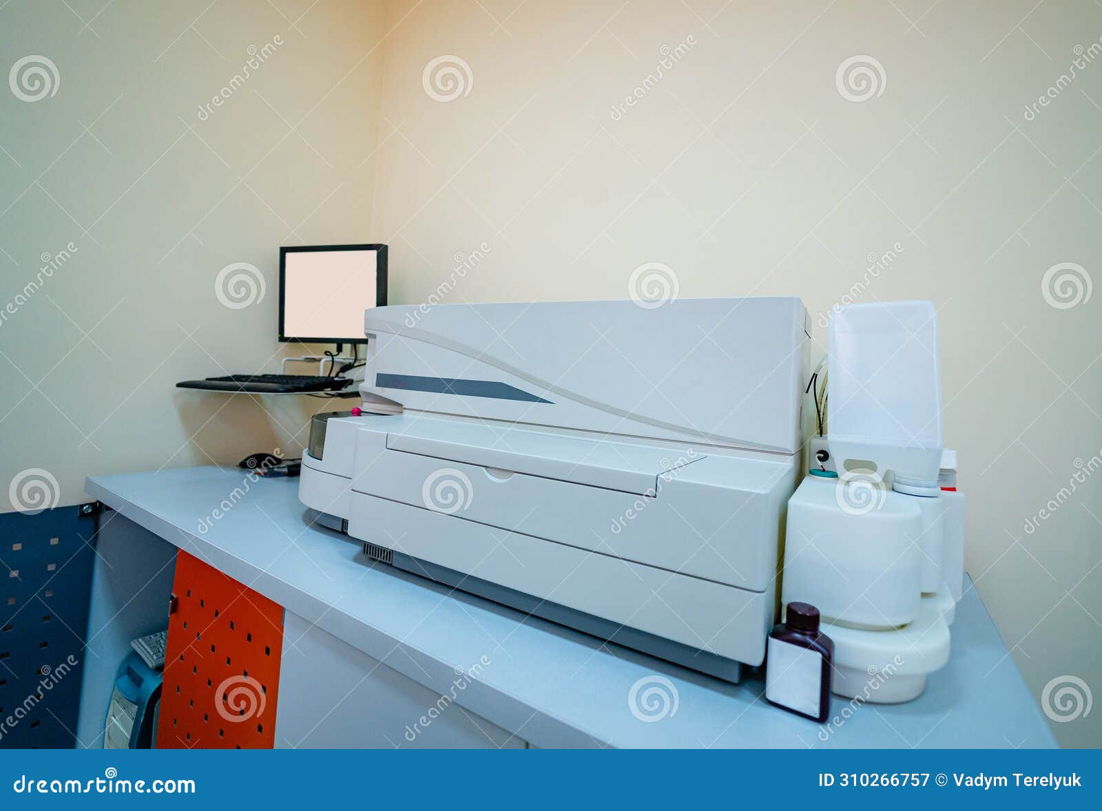 Modern Automatic Machine for Centrifuge Blood and Urine Testing ...