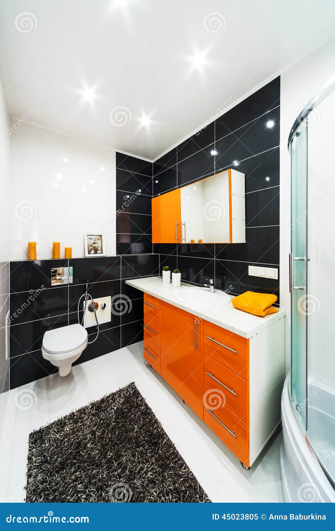 Modern badrum fotografering för bildbyråer. Bild av färg - 45023805