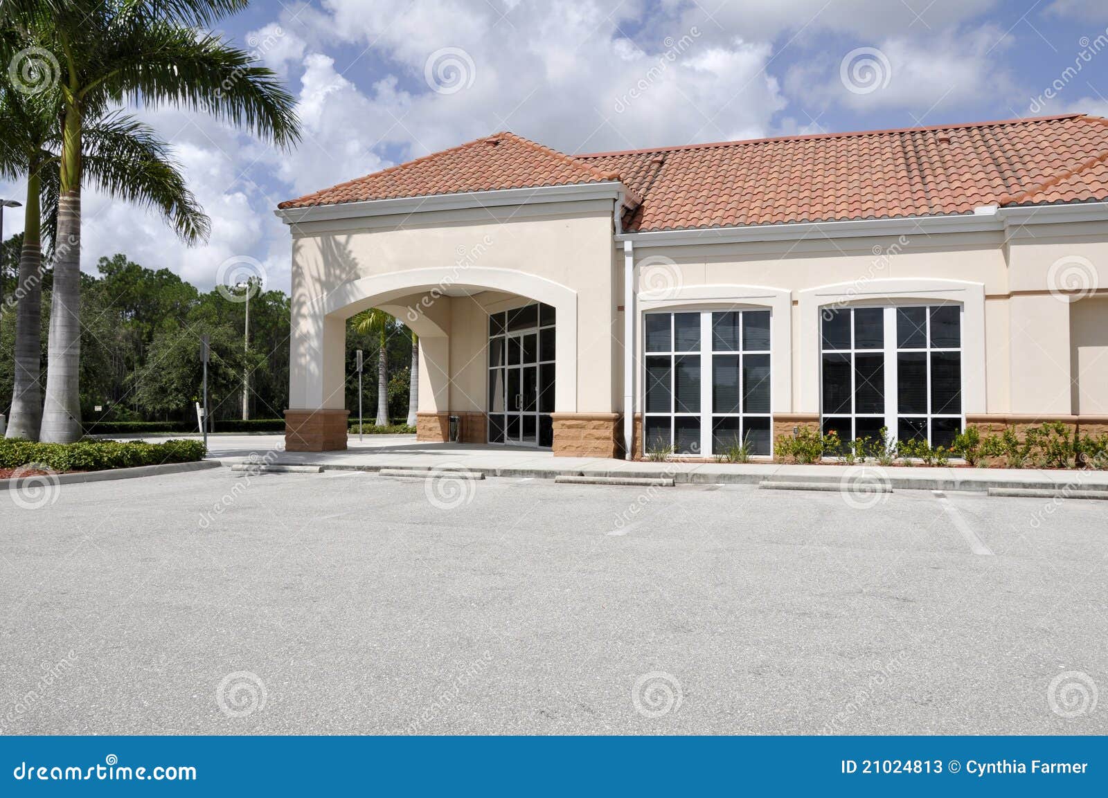 69,453 Modern Bank Office Stock Photos - Free & Royalty-Free Stock ...