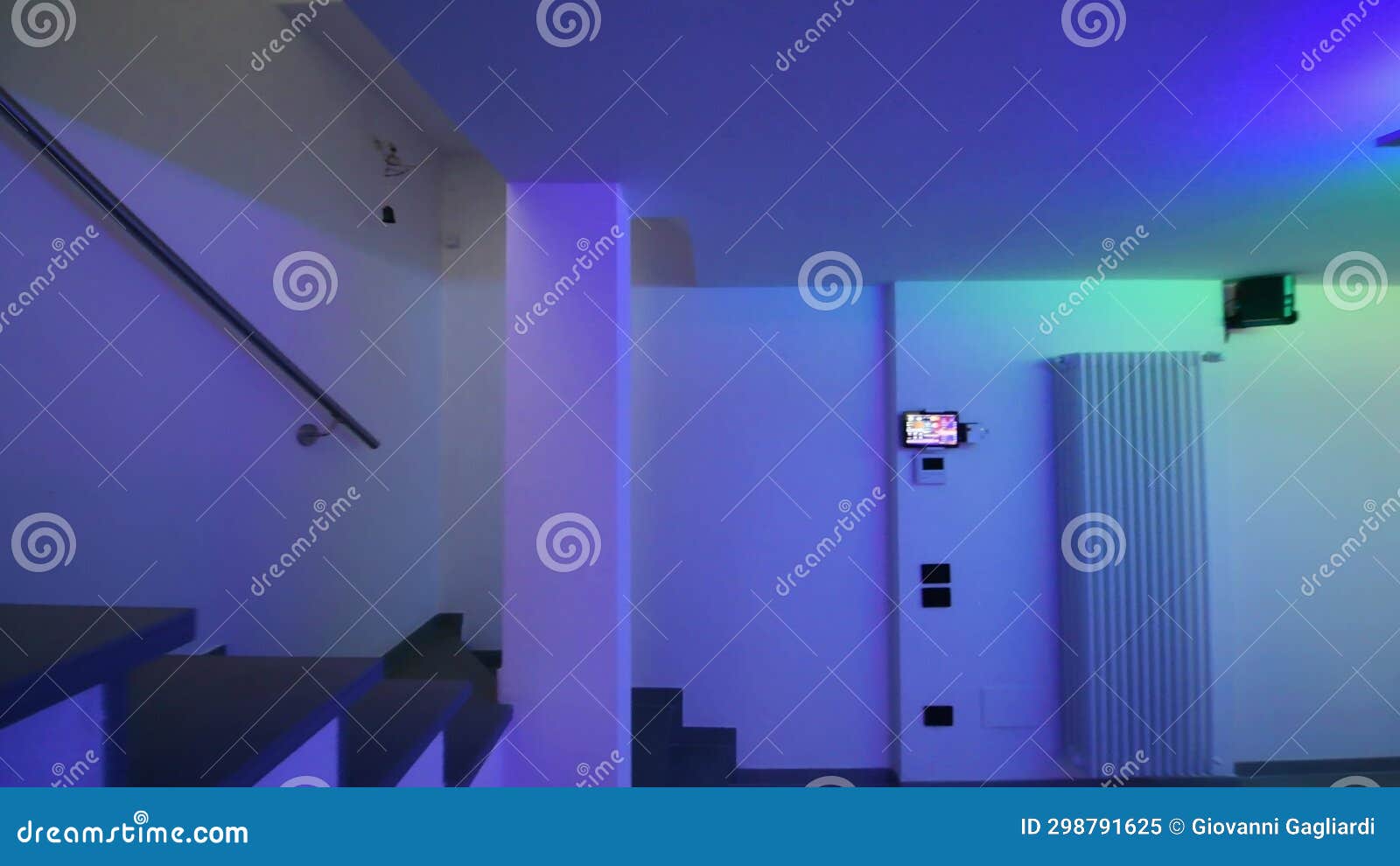 A Modern Basement Room with Led Lighting Coming from Plasterboard ...