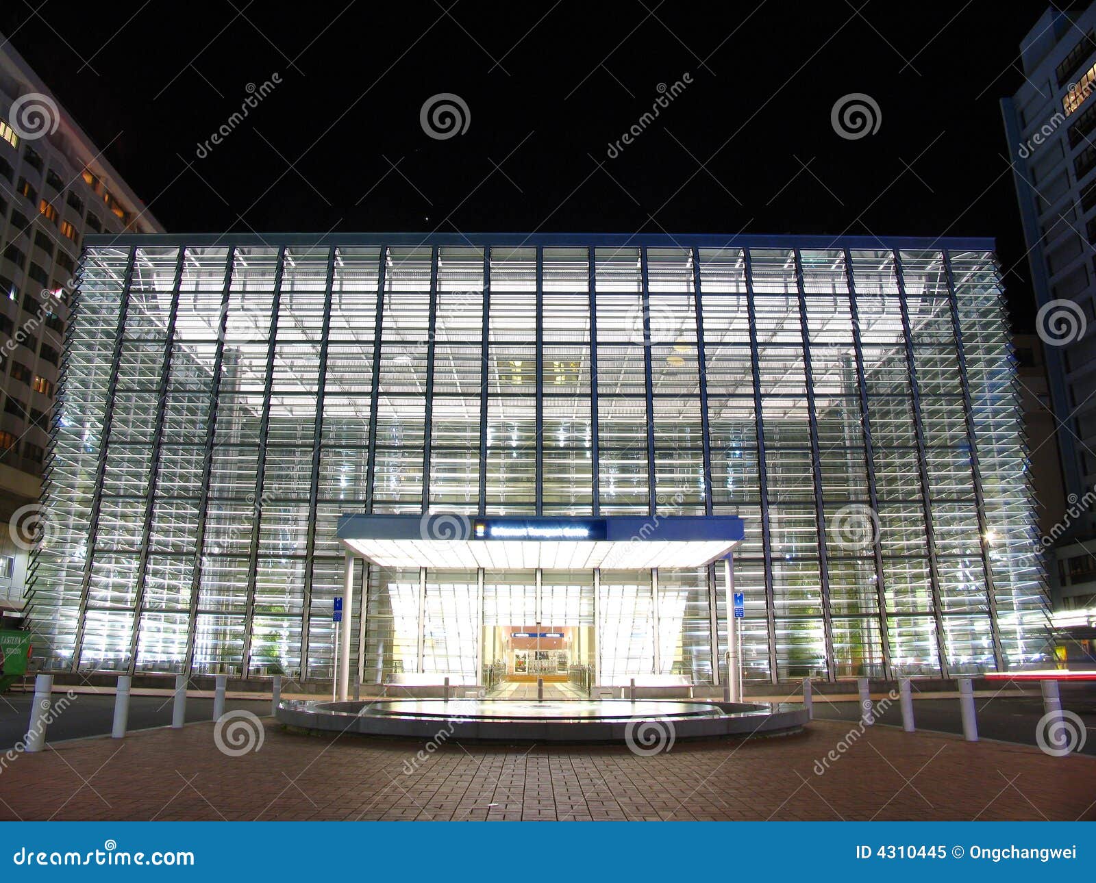 Modern Building in Auckland Stock Image - Image of structure, tree: 4310445