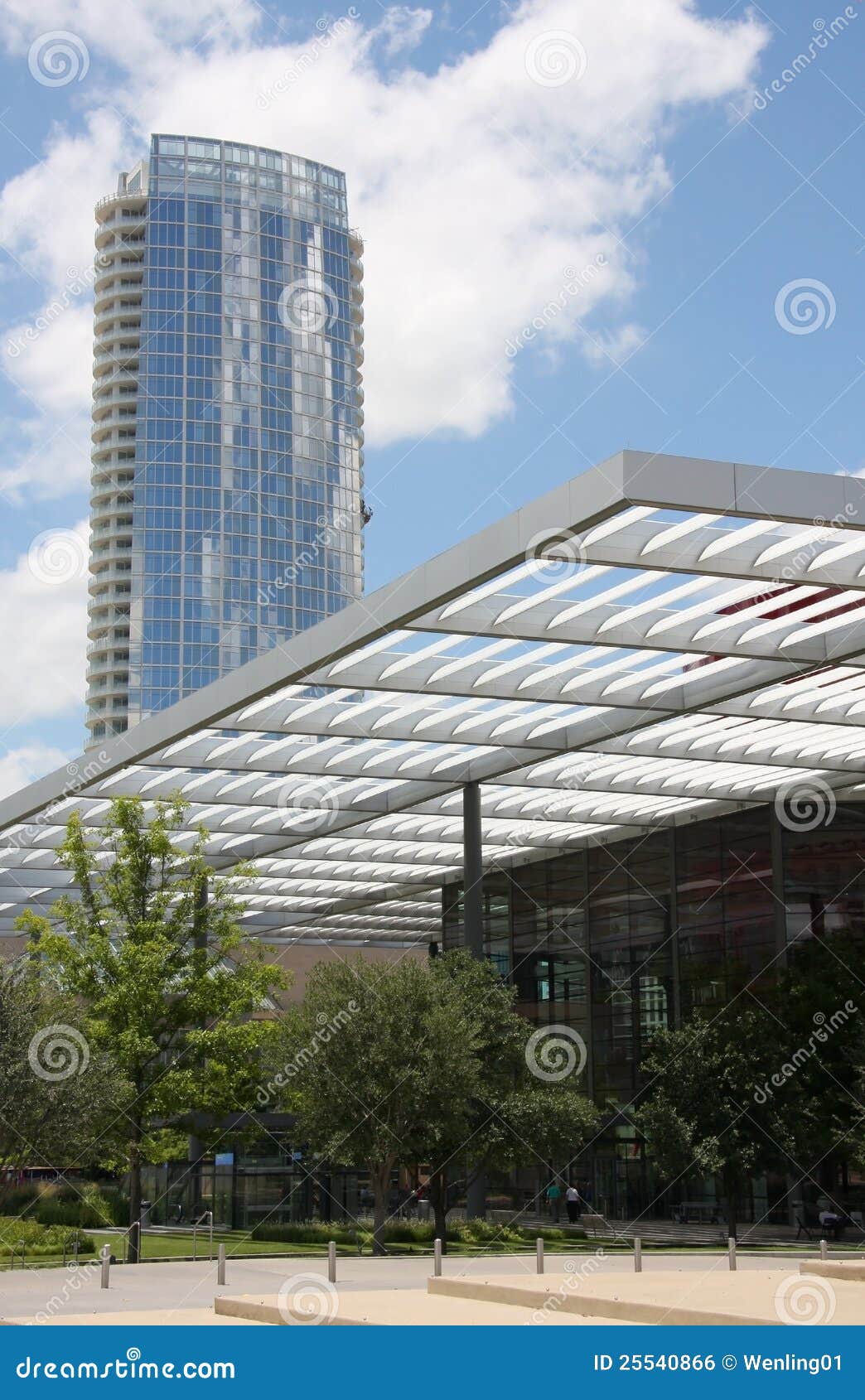 Modern building in Dallas stock photo. Image of modern - 25540866